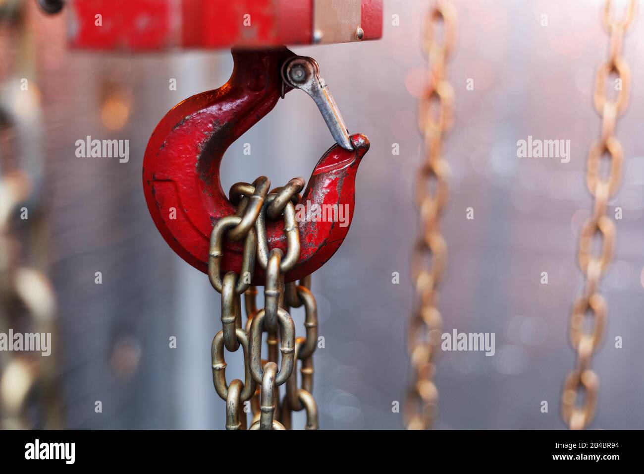 Close up crane hook overhead hi-res stock photography and images - Alamy