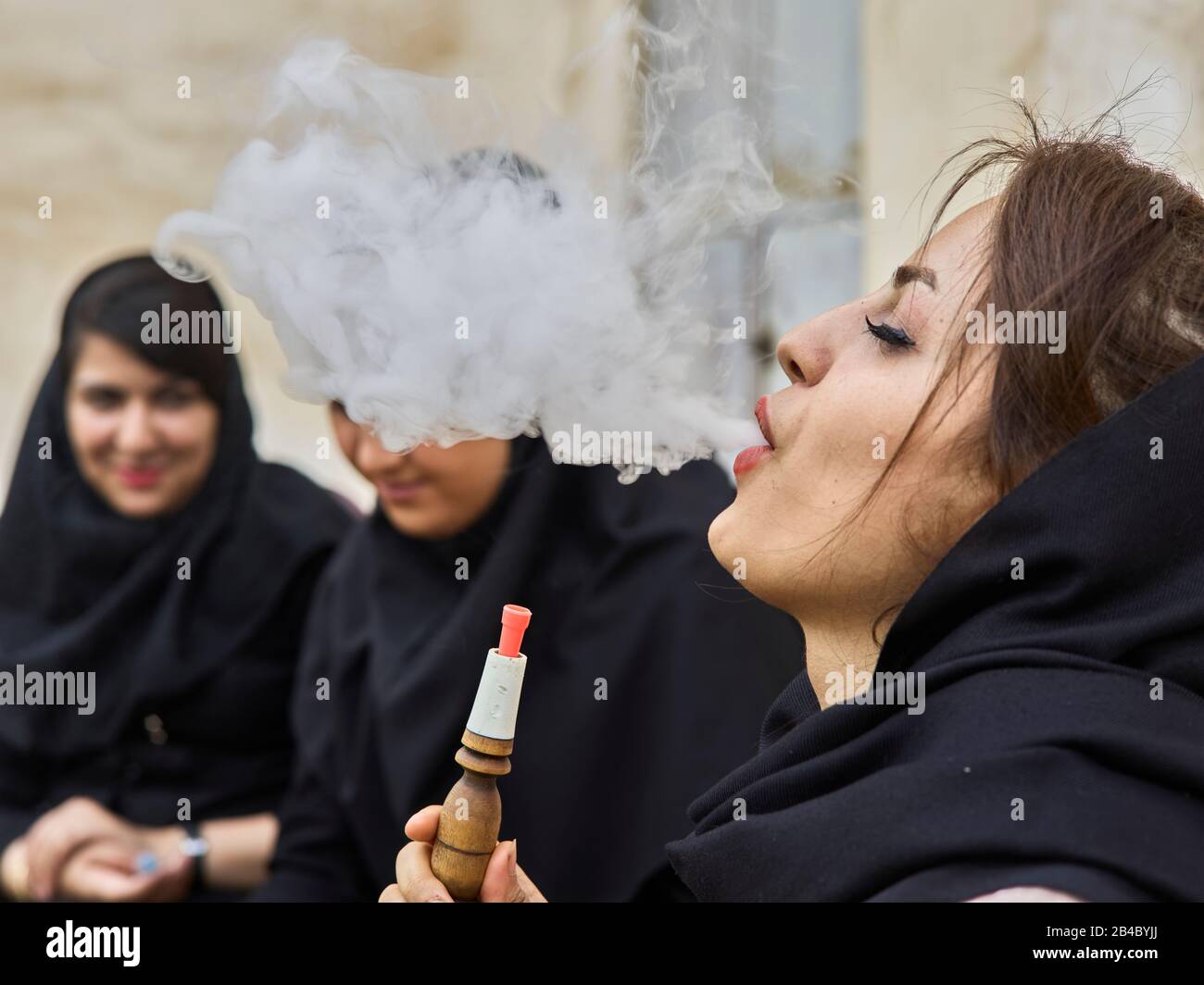 Woman smoking a hookah hi-res stock photography and images - Alamy