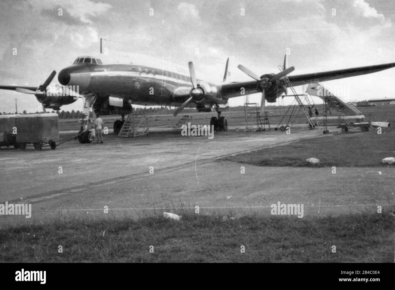 1958. Changi Airport, Singapore. A Super G Constellation aircraft on ...