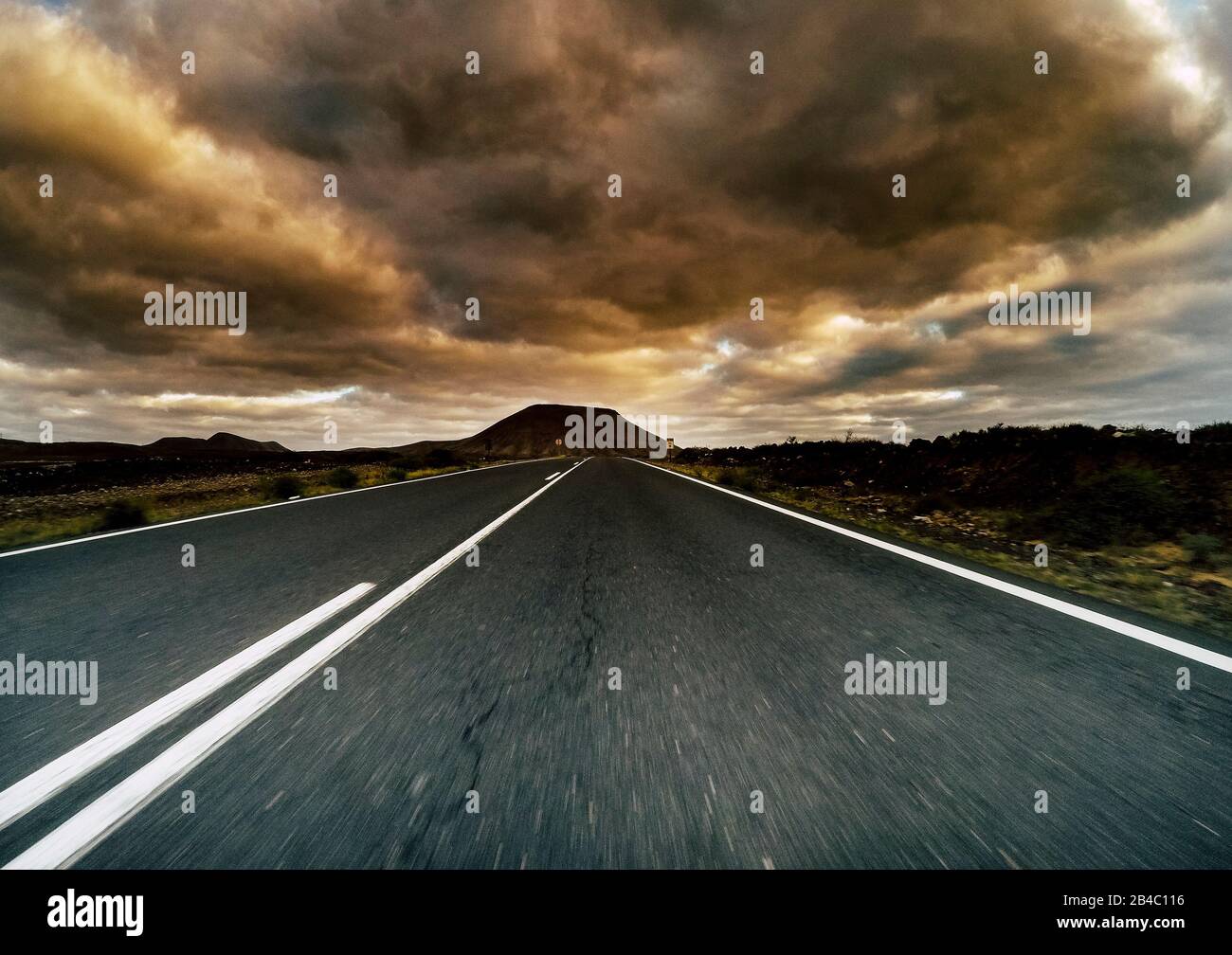 Car movement hi-res stock photography and images - Alamy