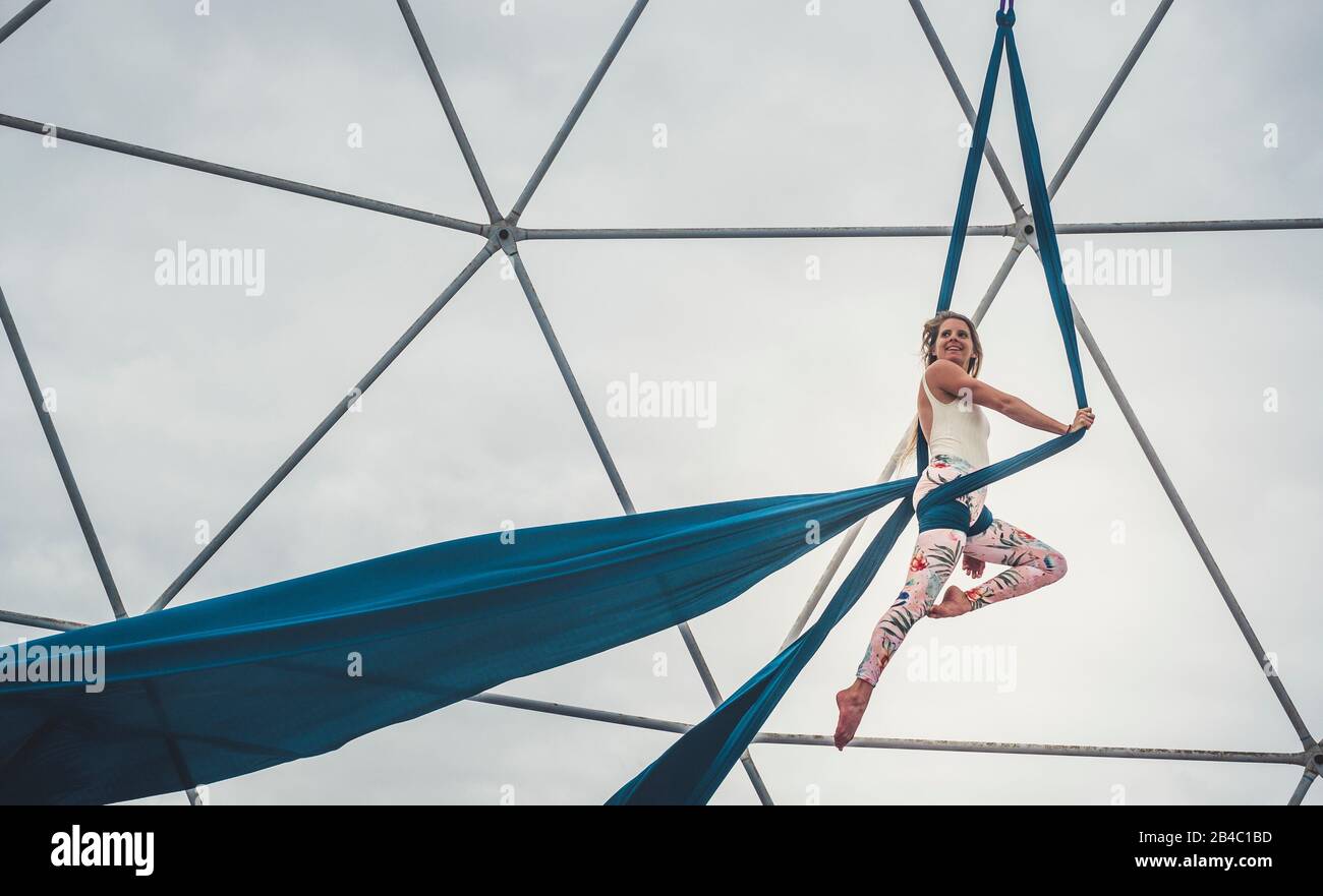 The balanced workout hi-res stock photography and images - Alamy