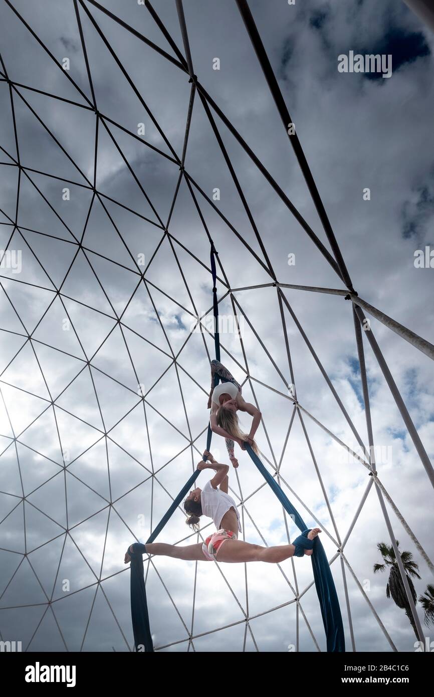 Split Legs High Resolution Stock Photography and Images - Alamy