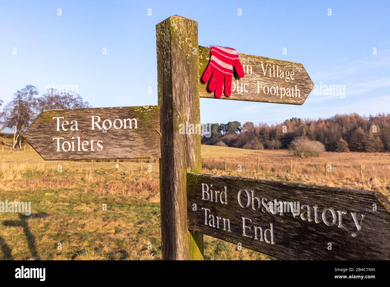Lost and found sign hi-res stock photography and images - Alamy