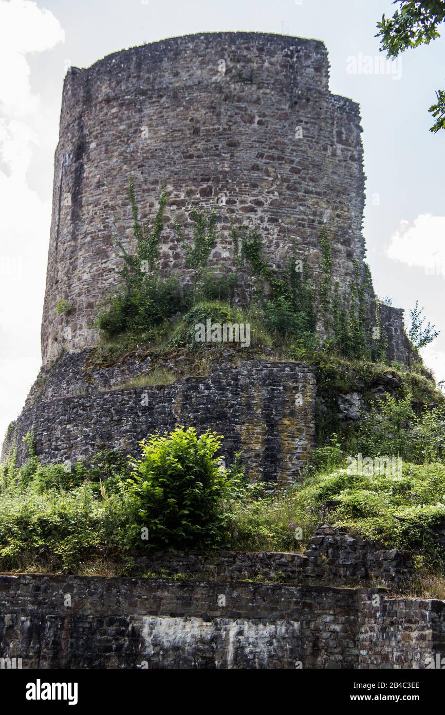 Old windeck castle hi-res stock photography and images - Alamy