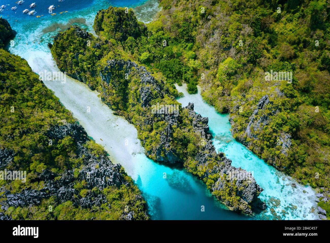 Aerial view of the big lagoon entrance pass hi-res stock photography ...
