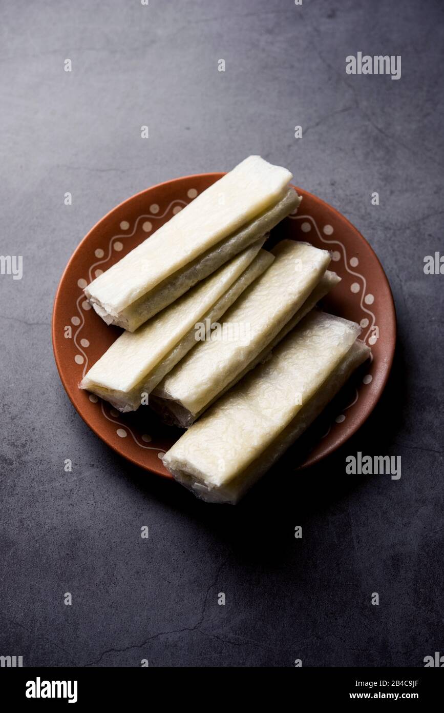 Pootharekulu hi-res stock photography and images - Alamy