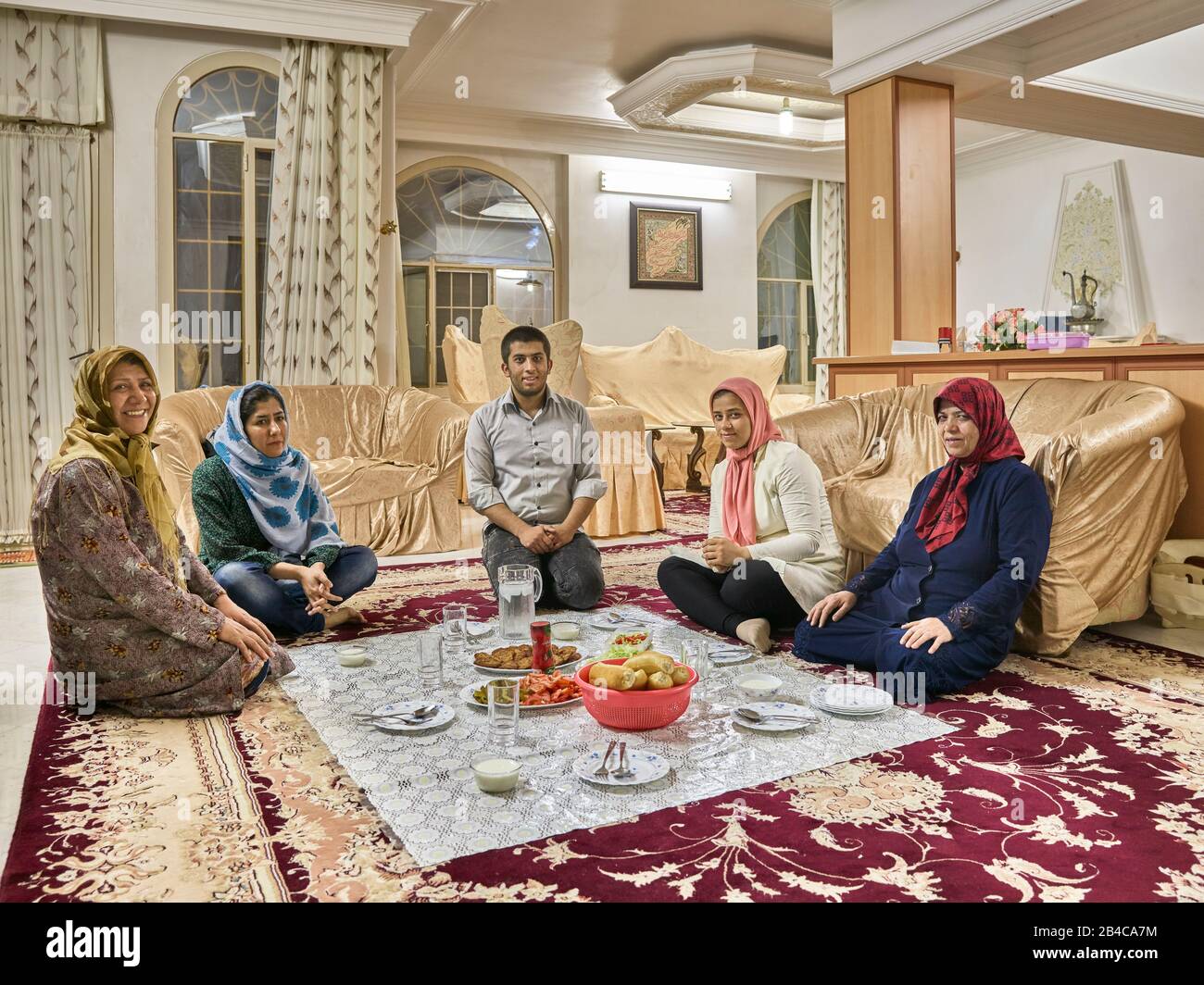 Iranian family room hi-res stock photography and images - Alamy