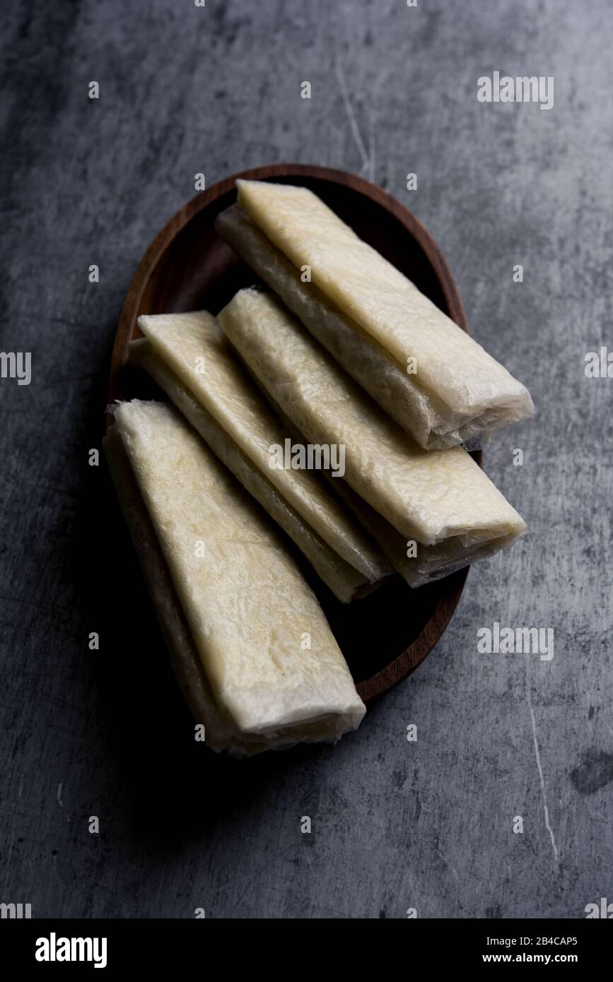 Pootharekulu hi-res stock photography and images - Alamy