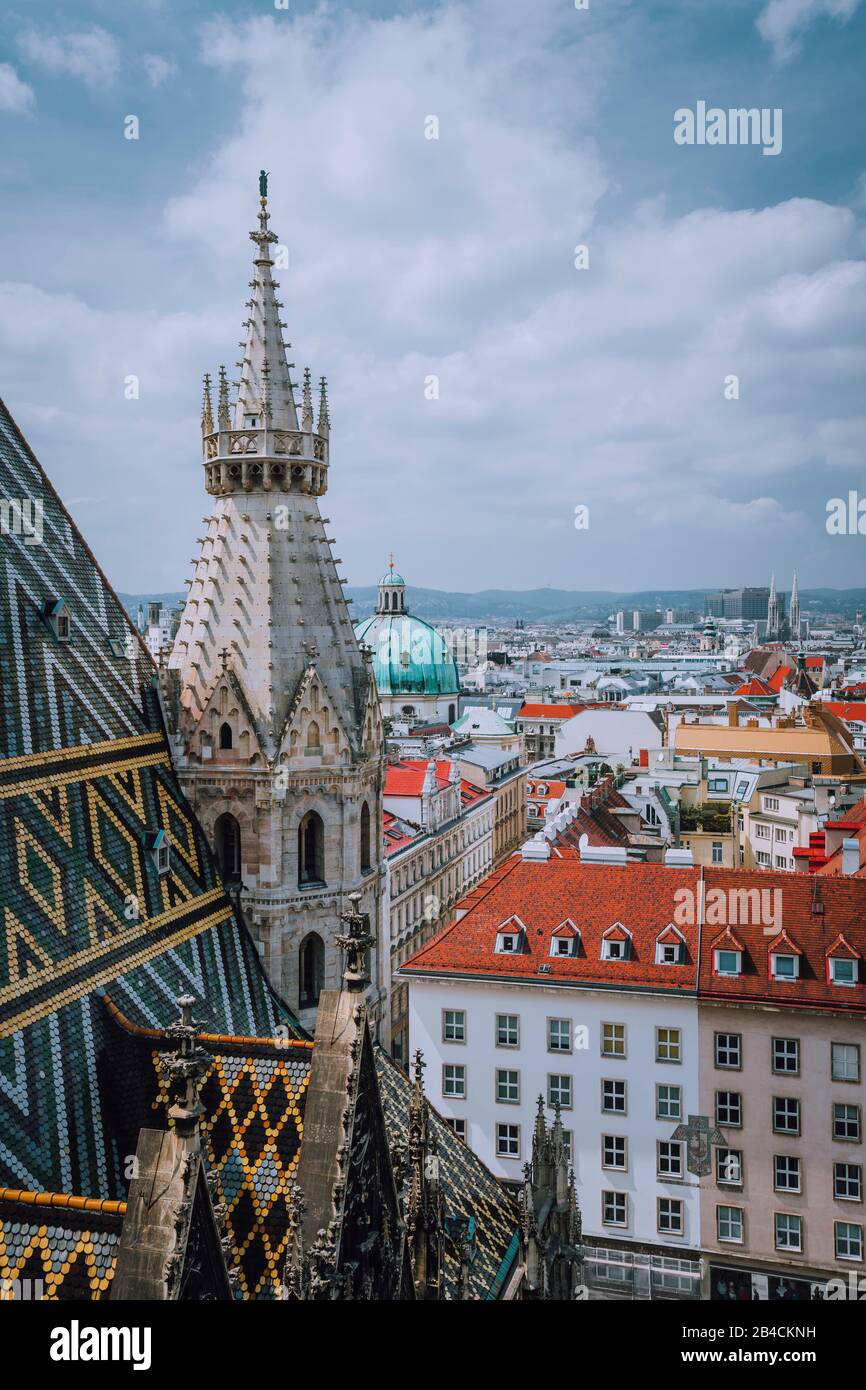 Roofs of vienna hi-res stock photography and images - Alamy