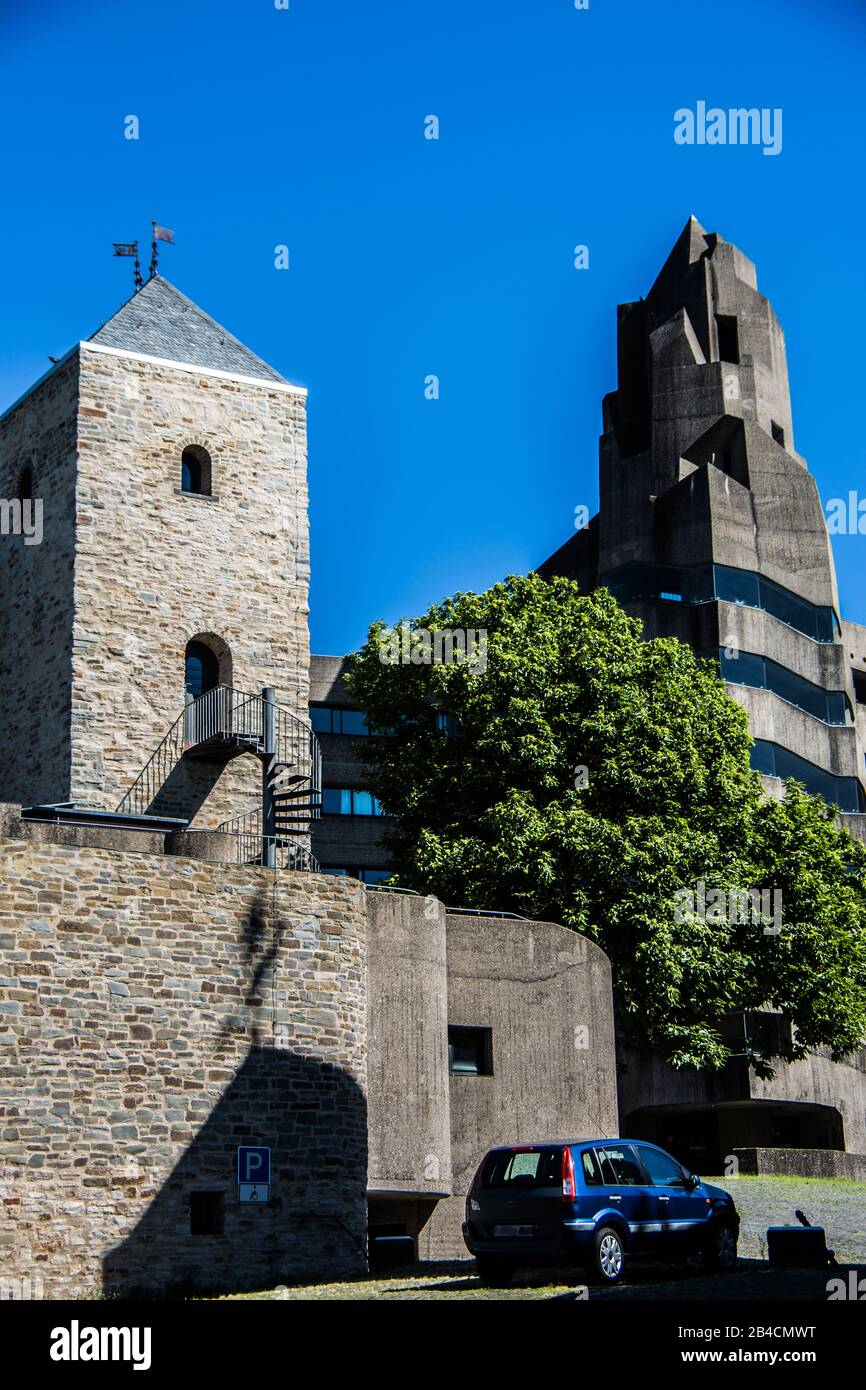 Castle bensberg hi-res stock photography and images - Alamy