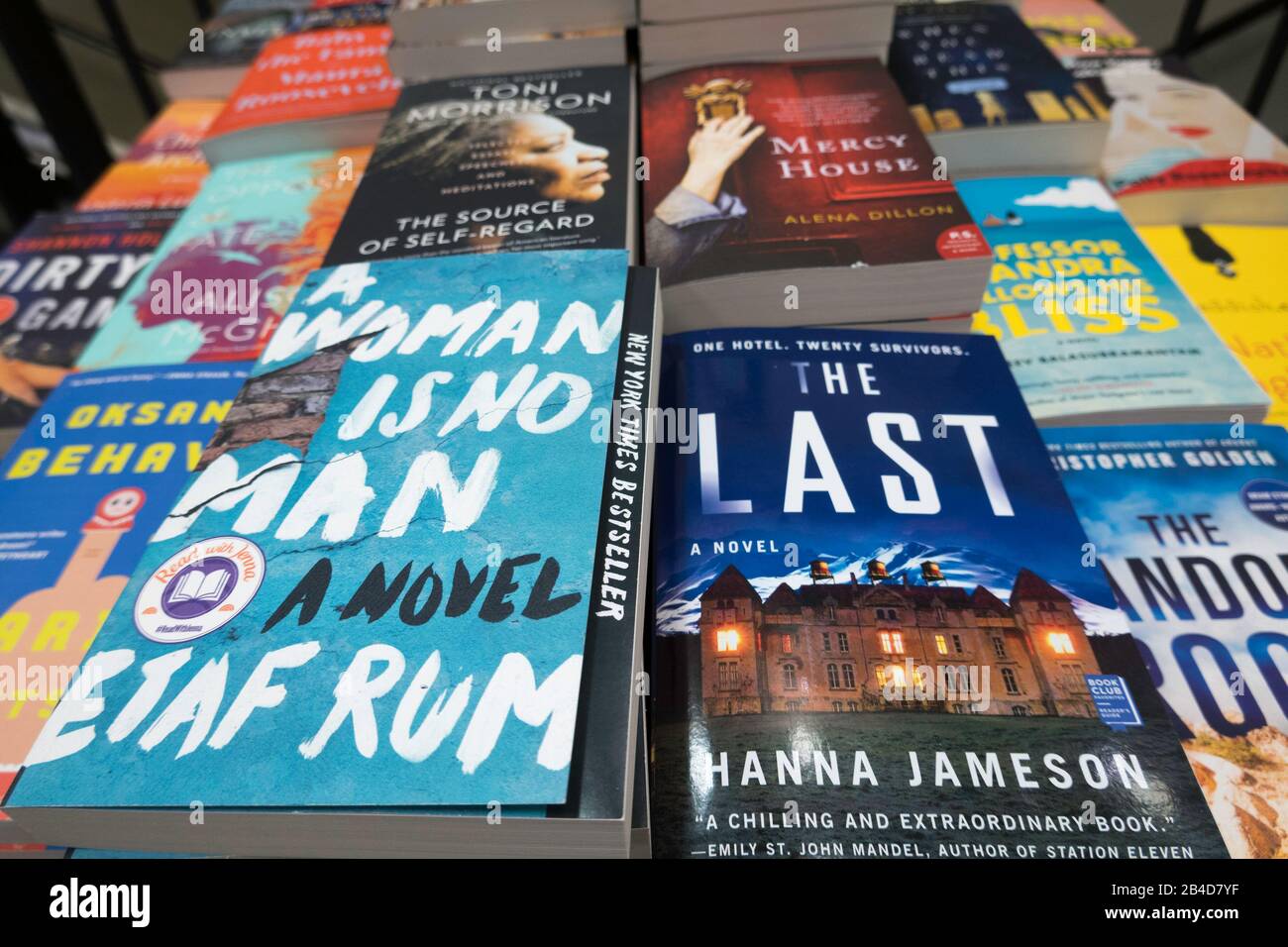 Hardbound Book Display, NYC, USA Stock Photo - Alamy