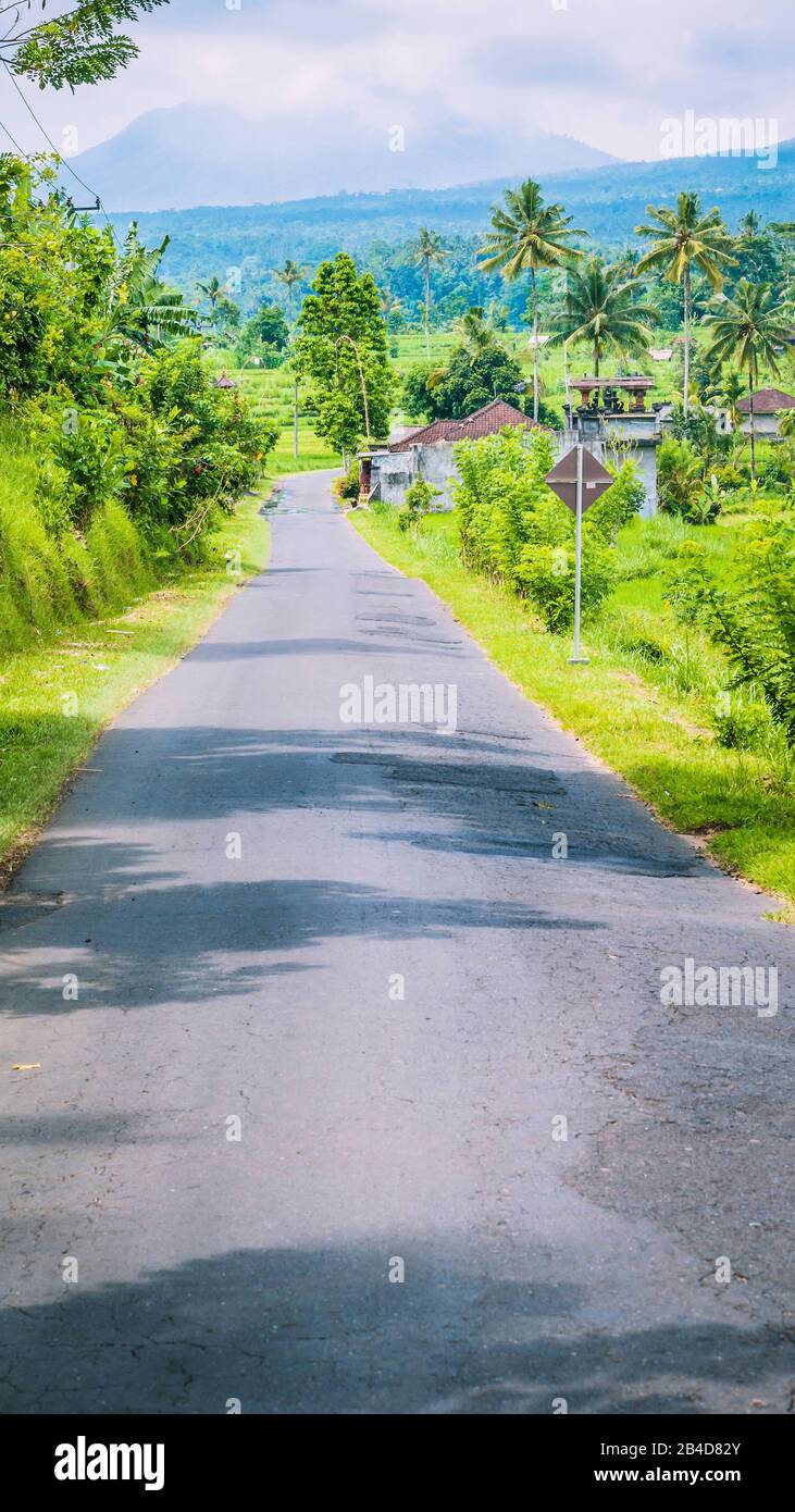 Indonesia bali mountain road hi-res stock photography and images - Alamy