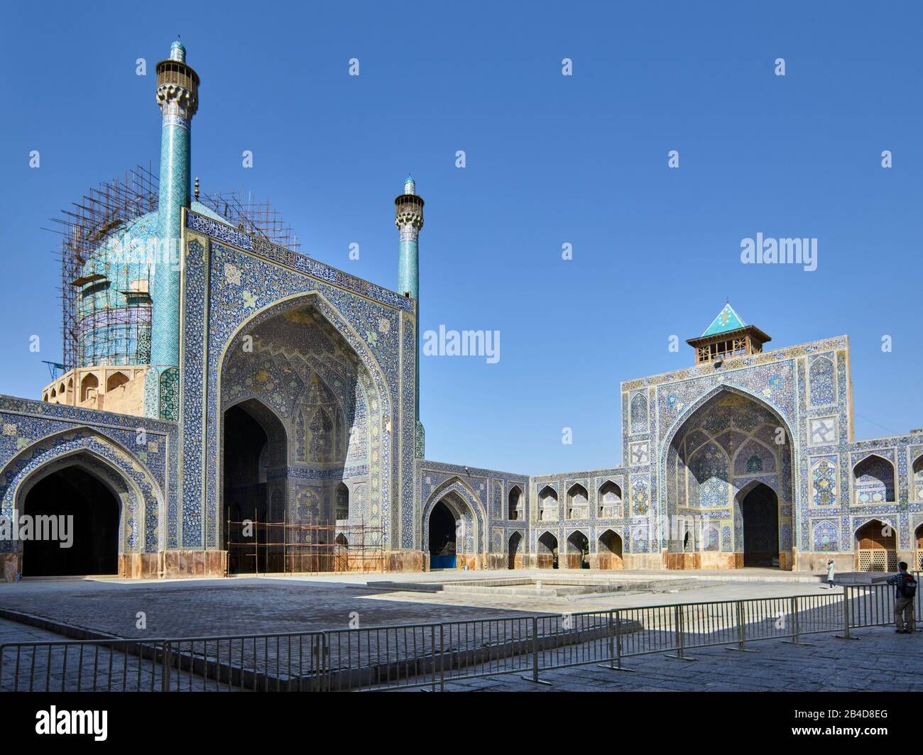 Isfahan, Iran. 26th Apr, 2017. The Sheikh Imam Mosque (King's Mosque ...