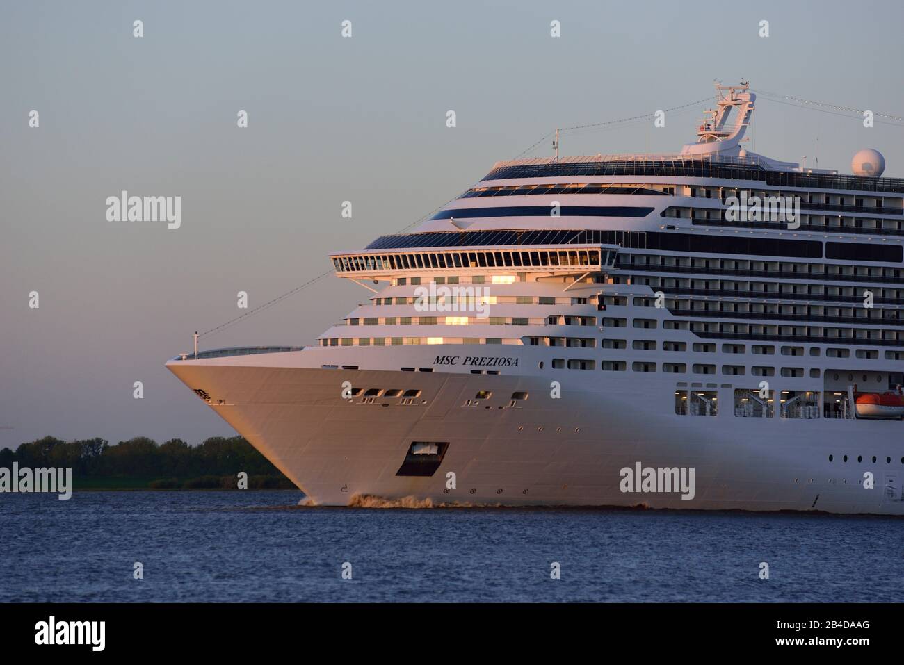Msc preziosa hi-res stock photography and images - Alamy