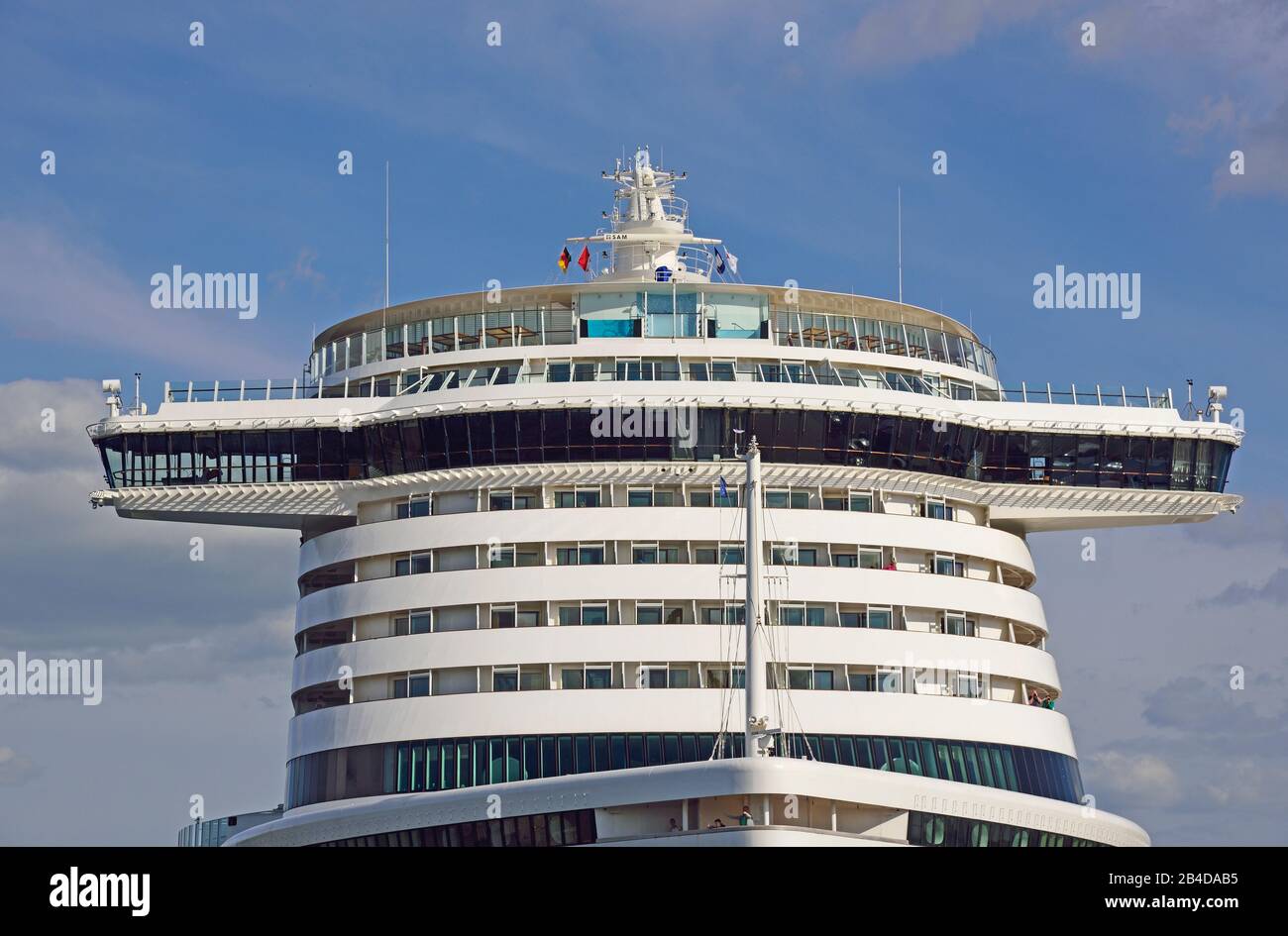 Cruise ship bridge hi-res stock photography and images - Alamy