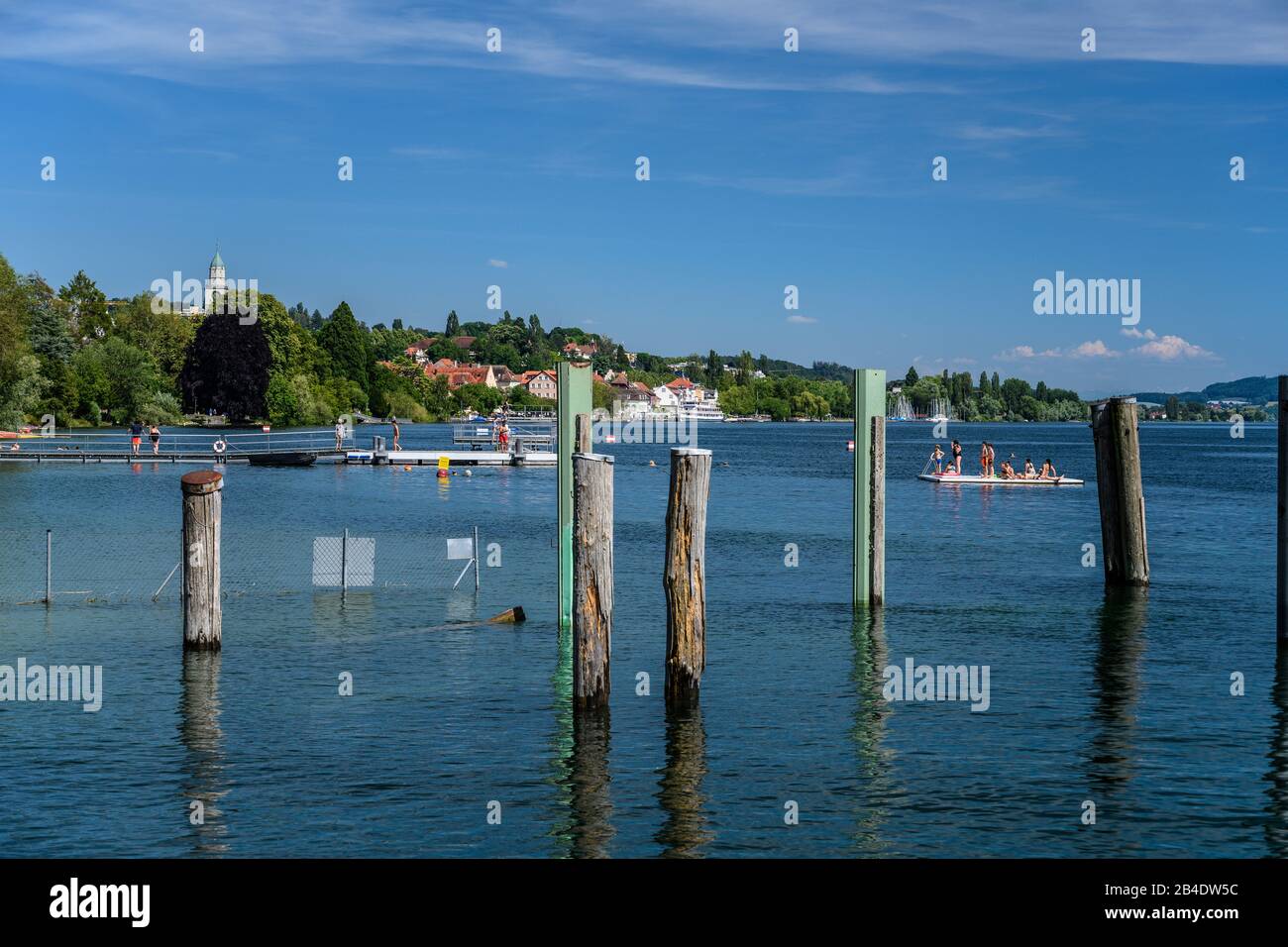 Deutschland, Baden-Württemberg, Bodensee, Überlingen, Strandbad Stock ...