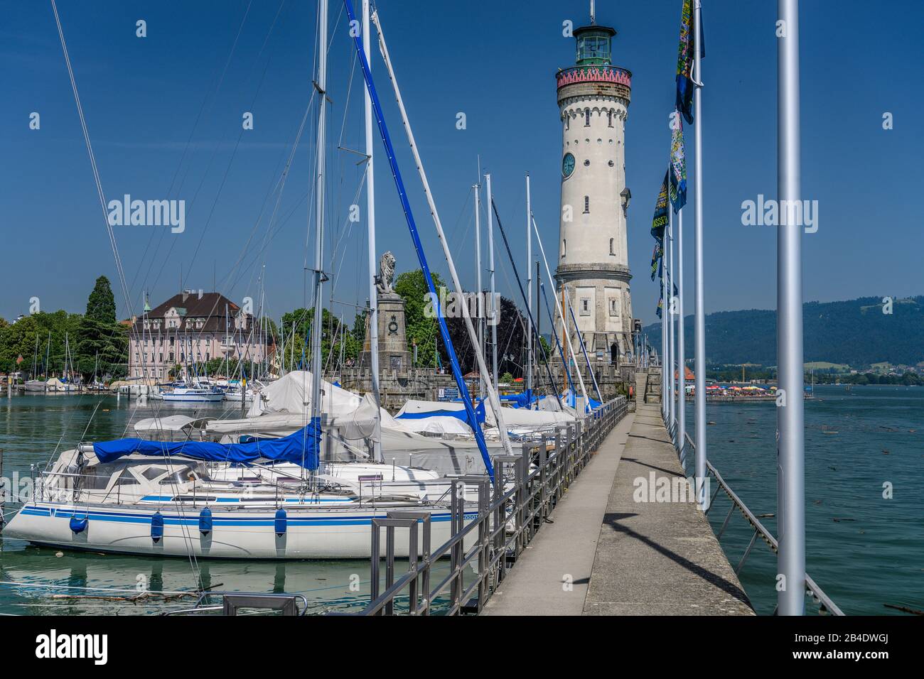 Neuer radweg hi-res stock photography and images - Alamy