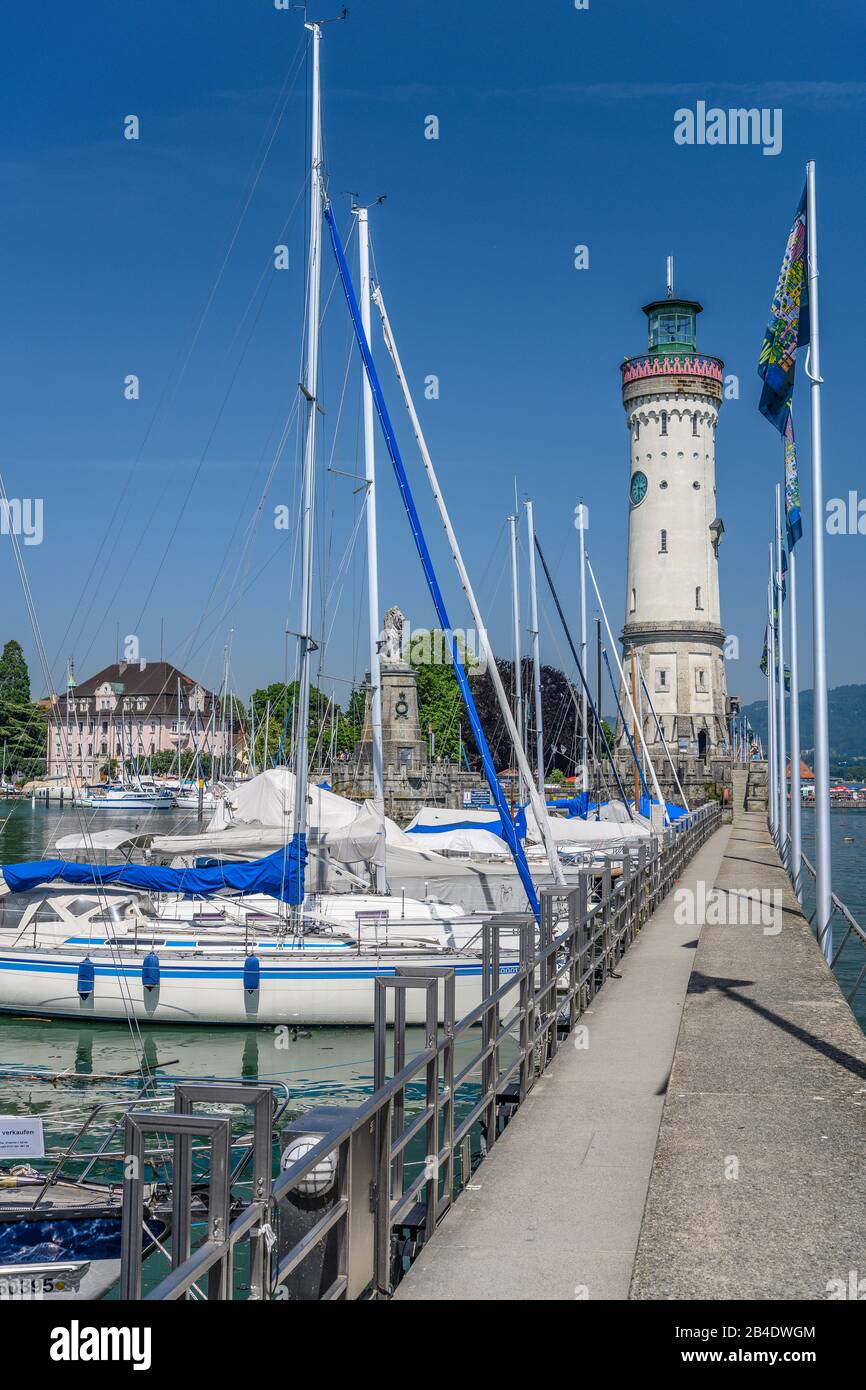 Neuer radweg hi-res stock photography and images - Alamy