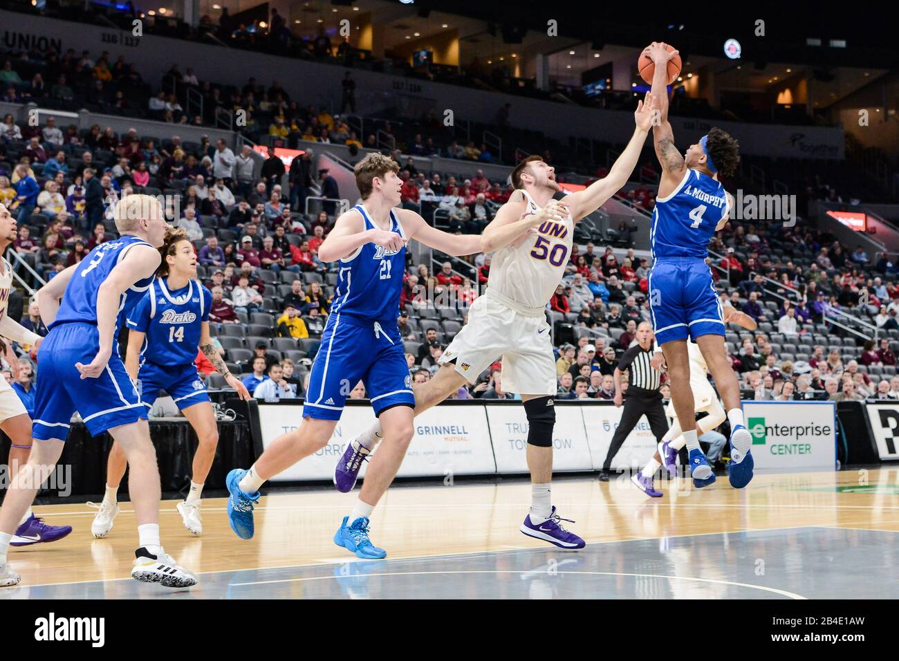 Mar 06, 2020: Drake Bulldogs guard Anthony Murphy (4) is able to grab ...