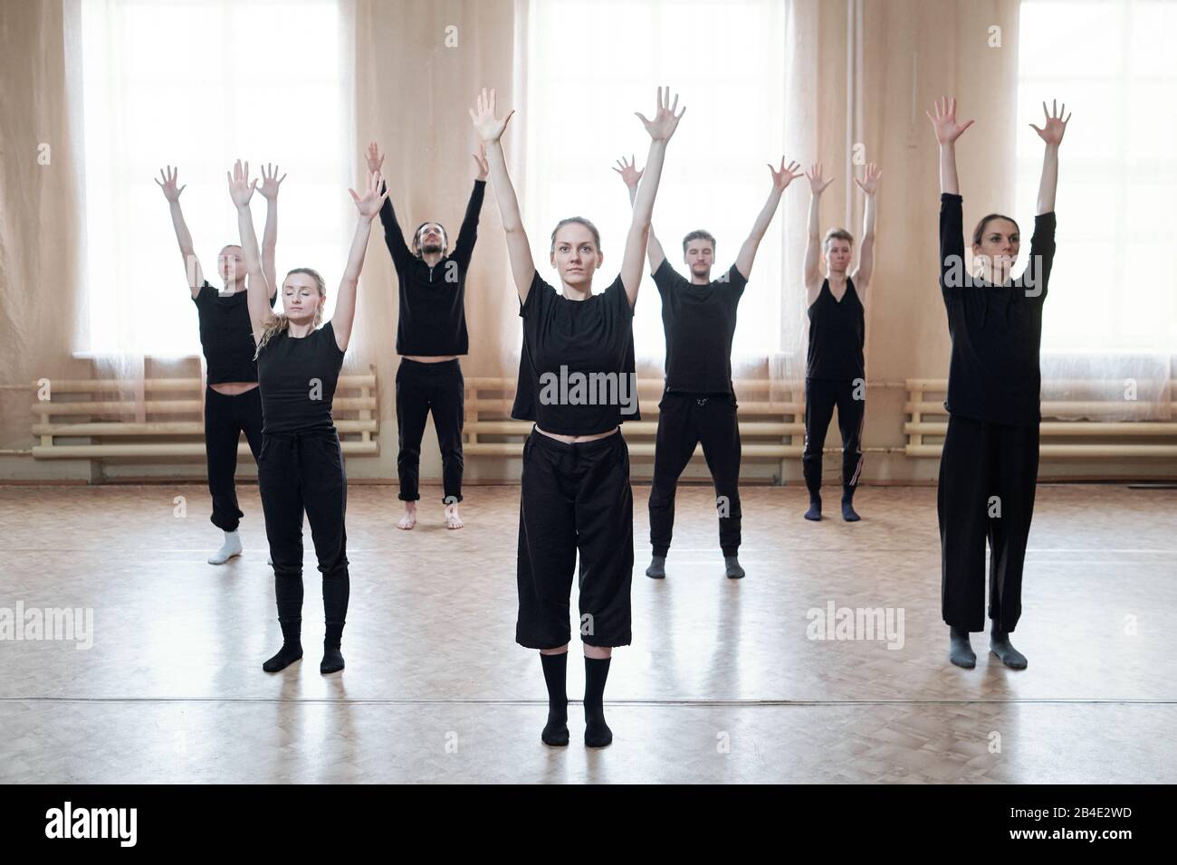 Modern dance group ethnic hi-res stock photography and images - Alamy