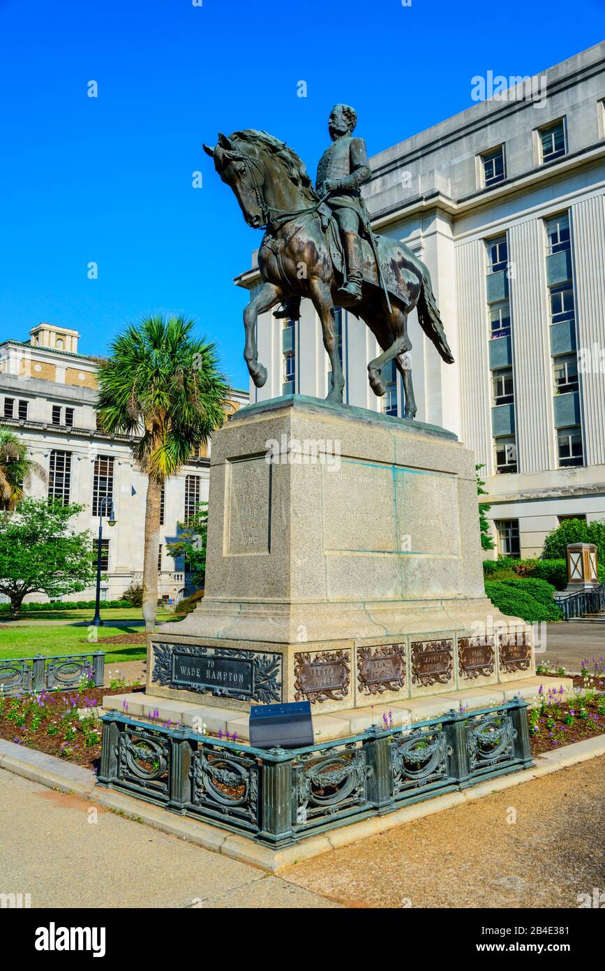 Wade hampton statue hi-res stock photography and images - Alamy