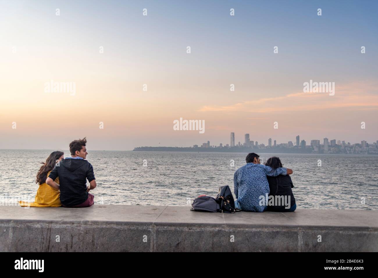 Indian couple mumbai hi-res stock photography and images - Alamy