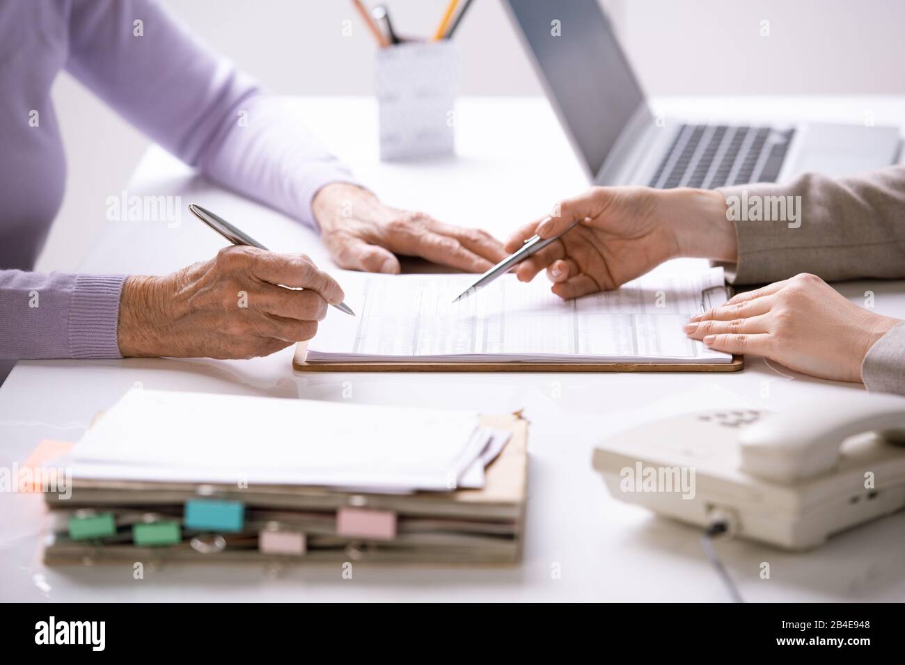 Caucasian female financial advisor agent hi-res stock photography and ...