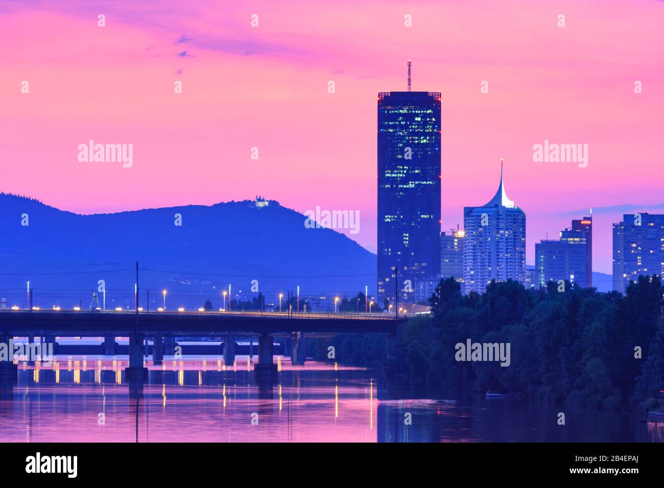 Wien, Vienna, river Neue Donau (New Danube), Donaucity with DC Tower 1 ...