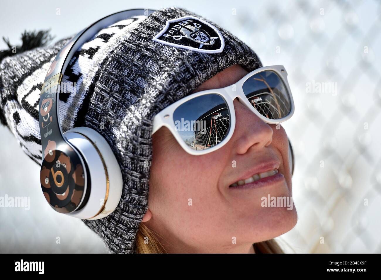 Las Vegas, Nevada, USA. 6th Mar, 2020. Joy Lightowler, dressed as a ...