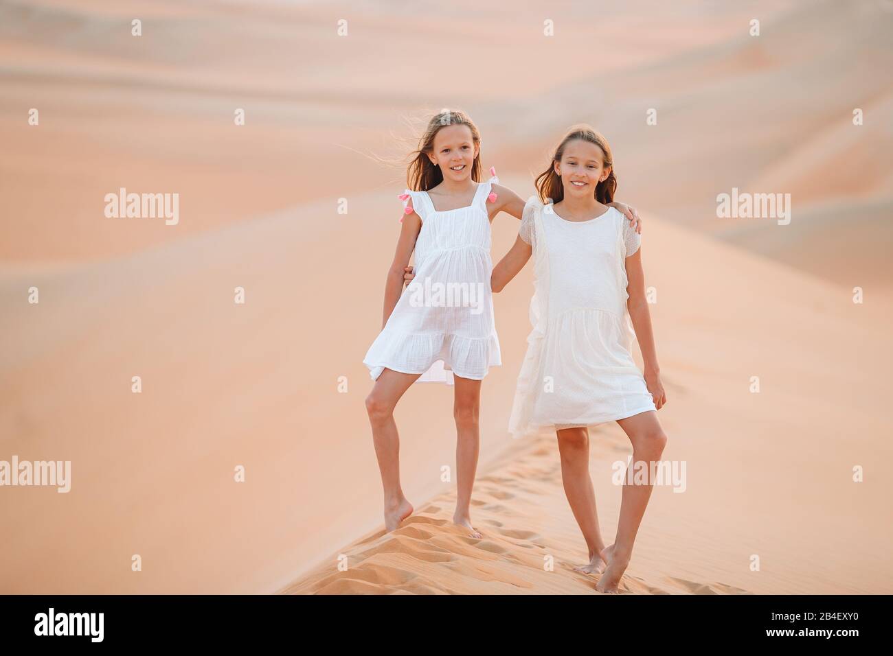 Dubai united arab emirates girls hi-res stock photography and images ...