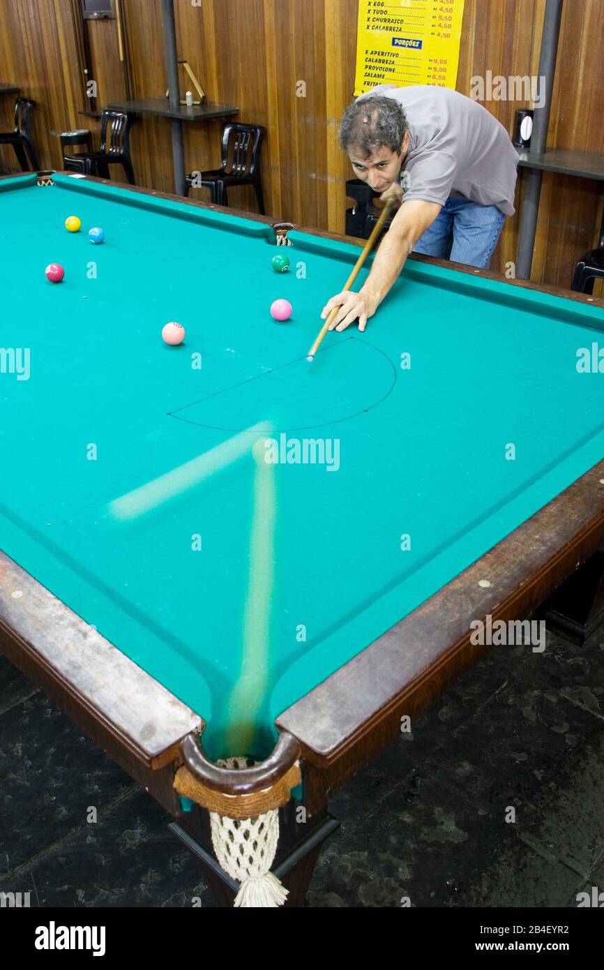 Snooker pockets hi-res stock photography and images - Alamy