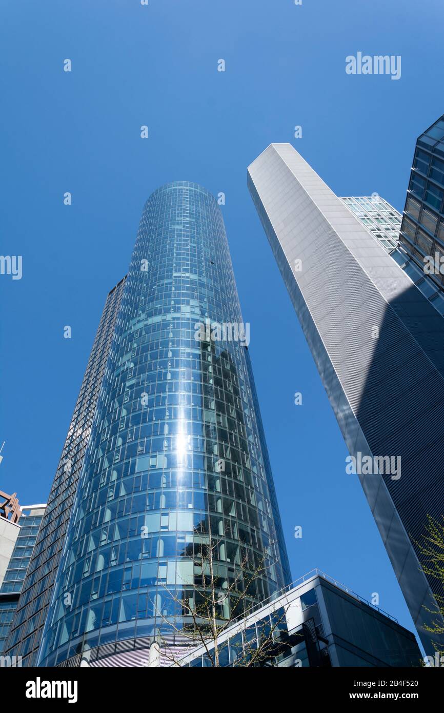 Frankfurt skyline the main tower hi-res stock photography and images ...