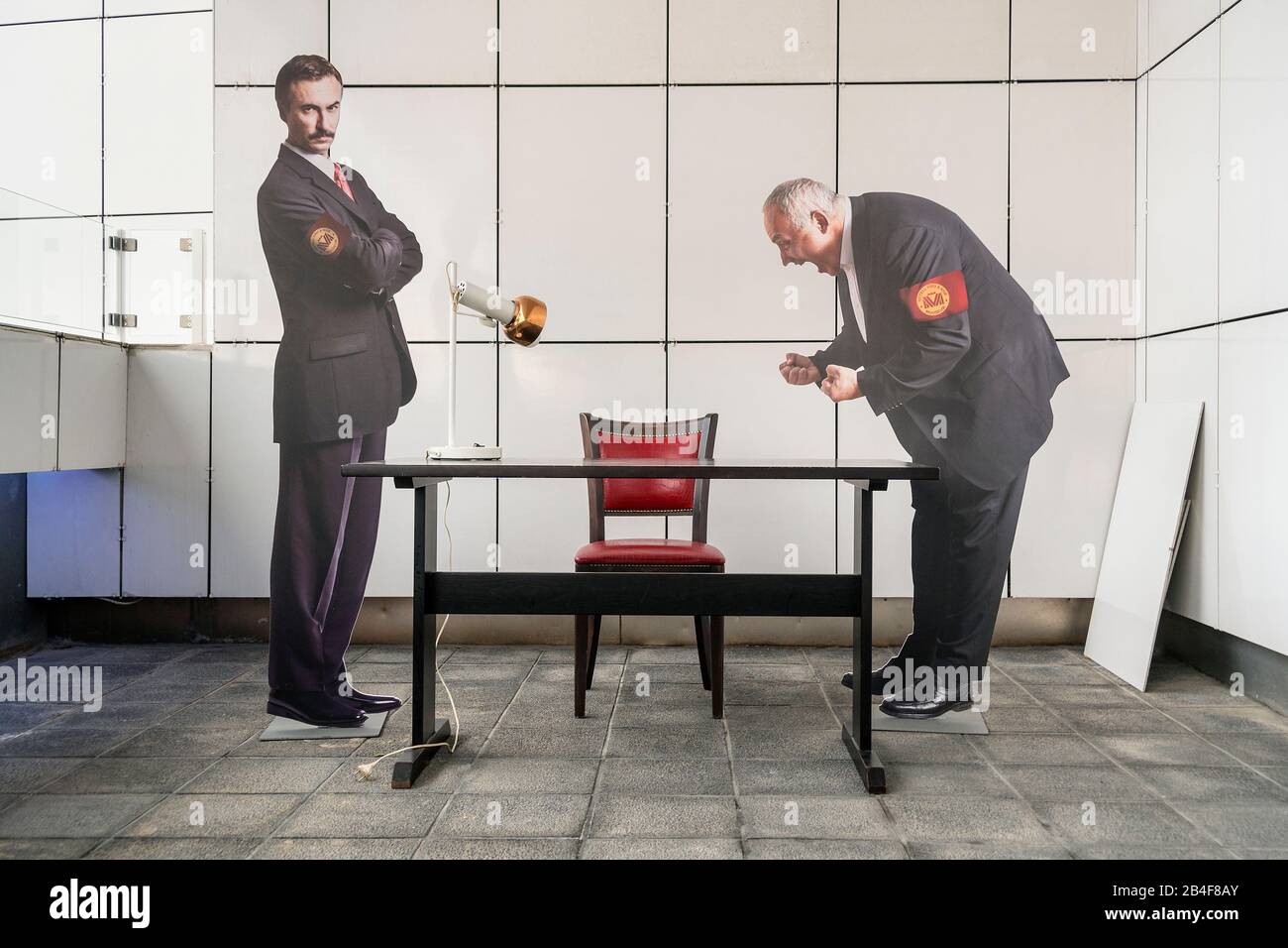 Tracing interrogation scene hi-res stock photography and images - Alamy