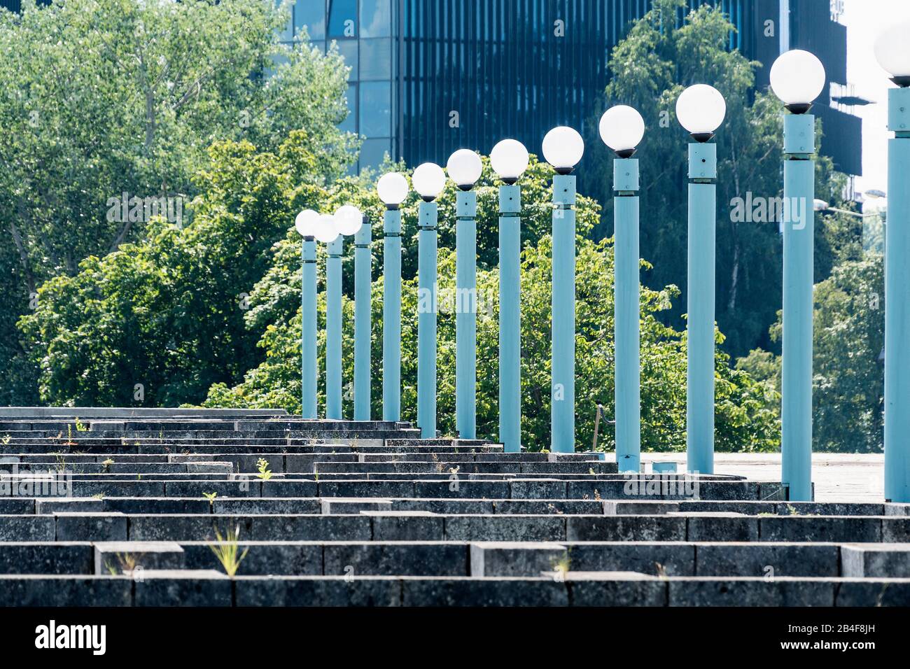 Tallinn, Linnahall, ehemalige Stadthalle, Promenade Stock Photo - Alamy