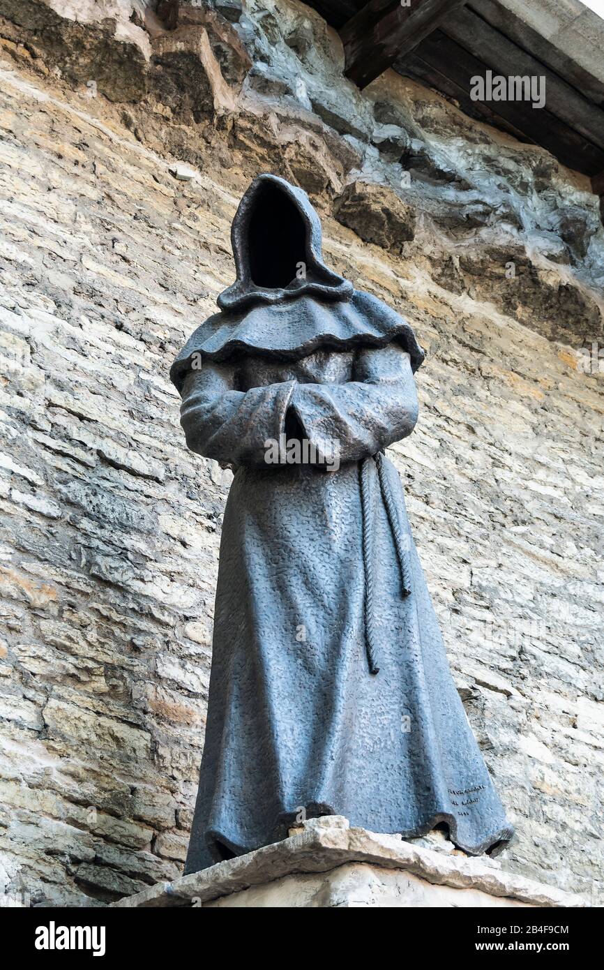 Faceless sculpture hi-res stock photography and images - Alamy