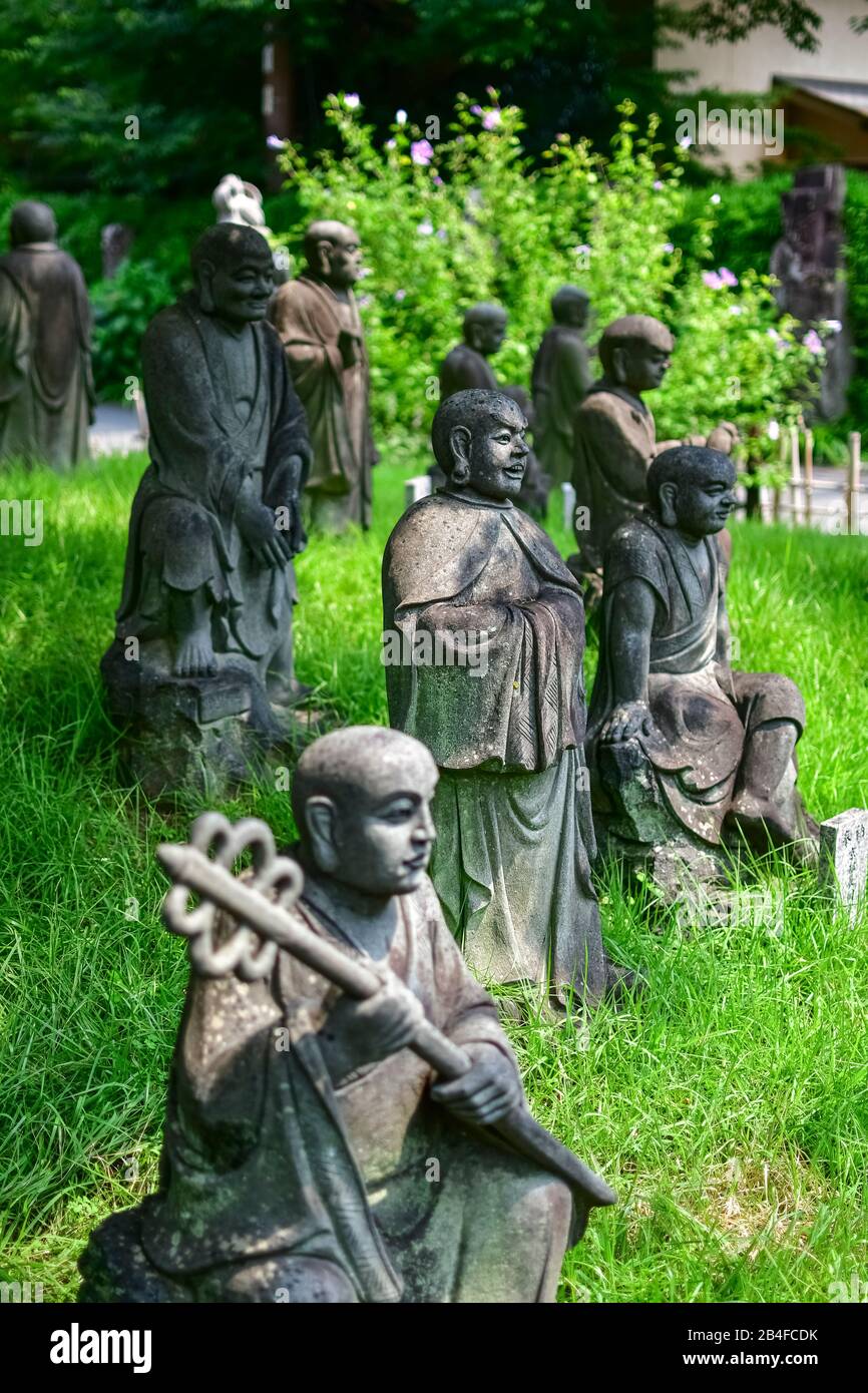 Votive statues hi-res stock photography and images - Alamy