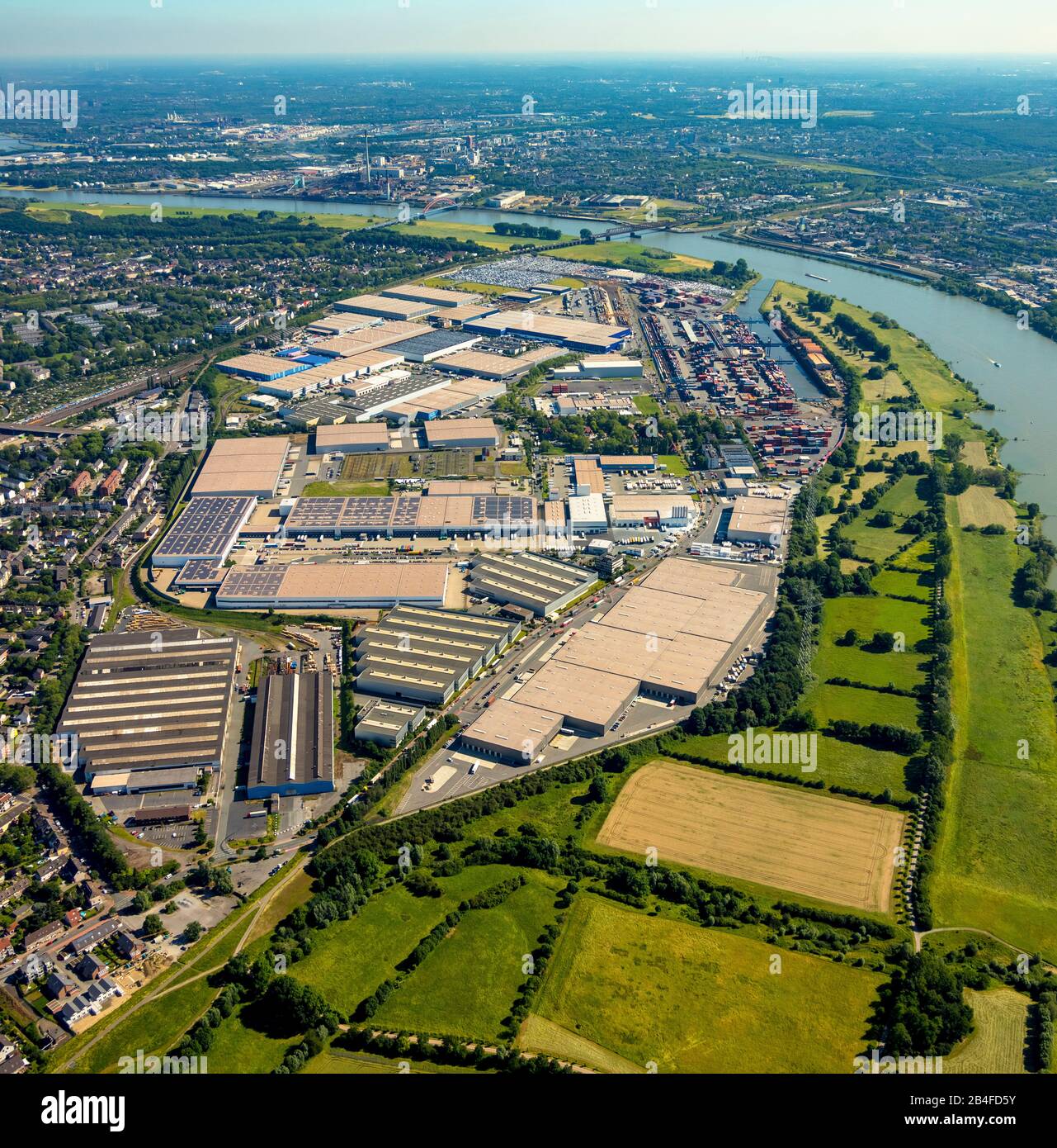 Logport ruhr gmbh hi-res stock photography and images - Alamy