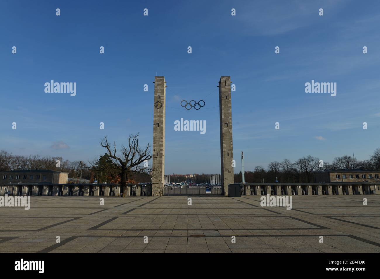 Olympisches Tor, Olympia-Stadion, Charlottenburg, Berlin, Deutschland ...
