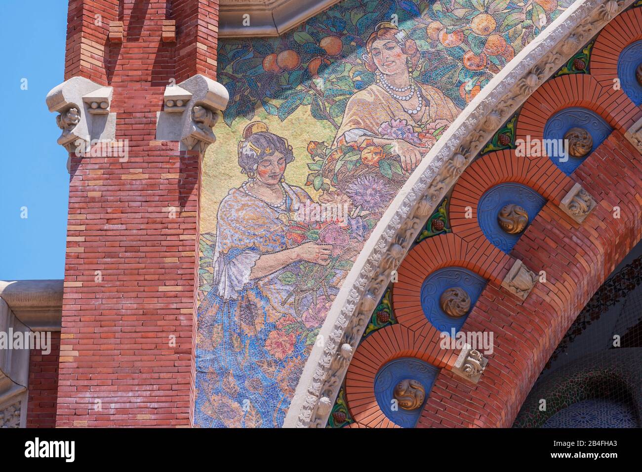 Mercado de colón valencia hi-res stock photography and images - Alamy