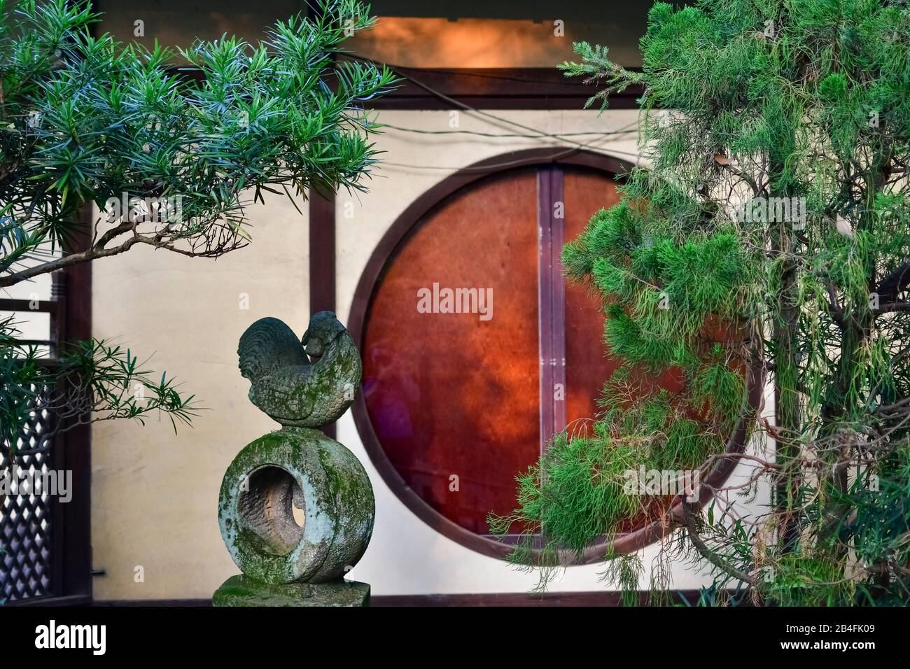 Traditional Home window detail, Nara Park, Nara, Honshu, Japan Stock ...