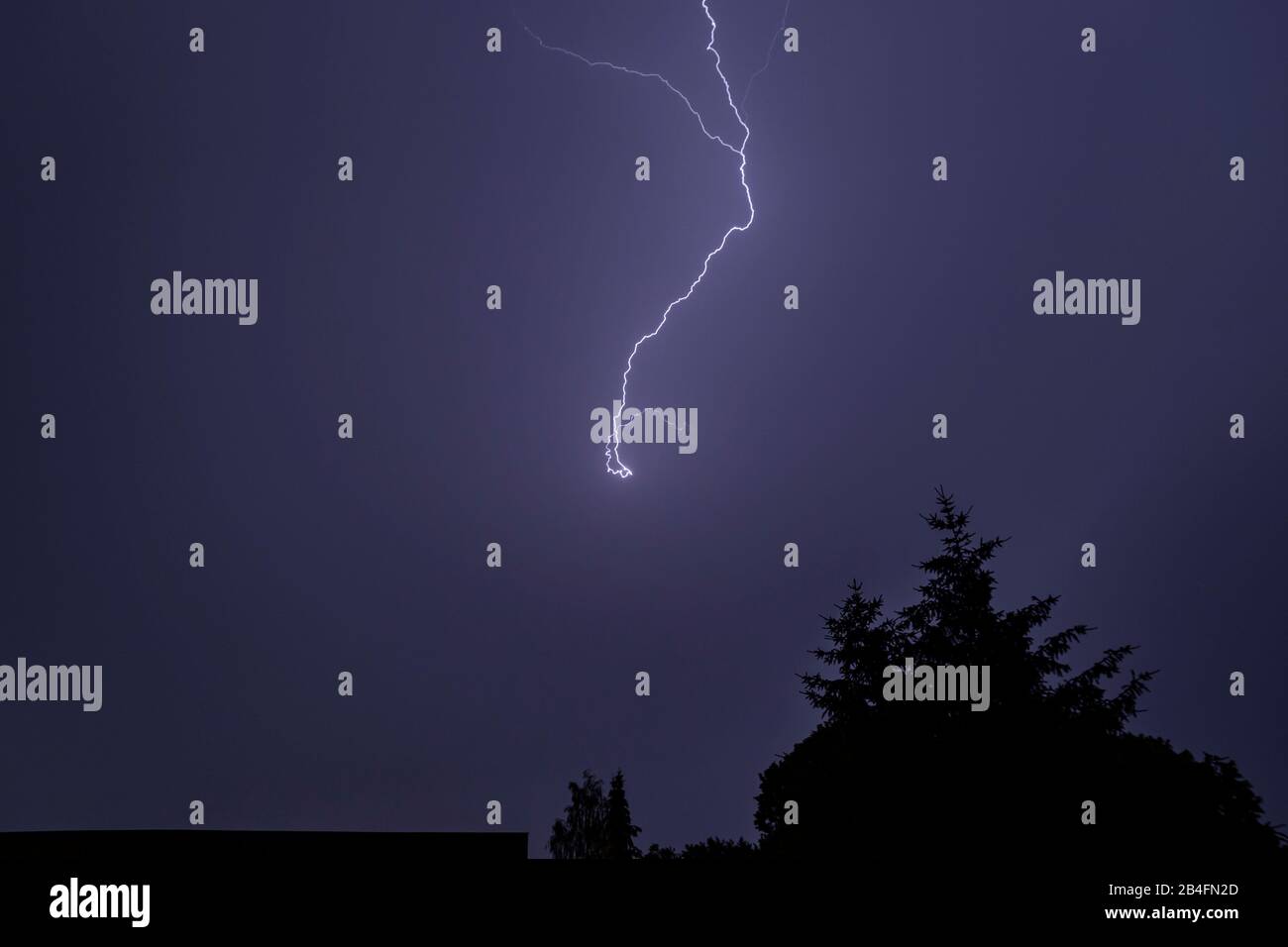 Thunderstorm with lightnings hi-res stock photography and images - Alamy