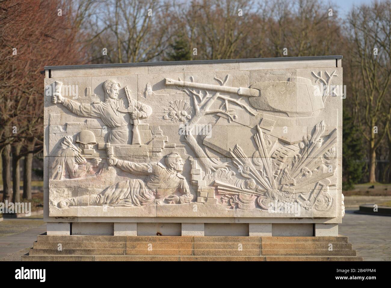 Steinrelief, Treptower Ehrenmal, Treptow, Berlin, Deutschland Stock ...