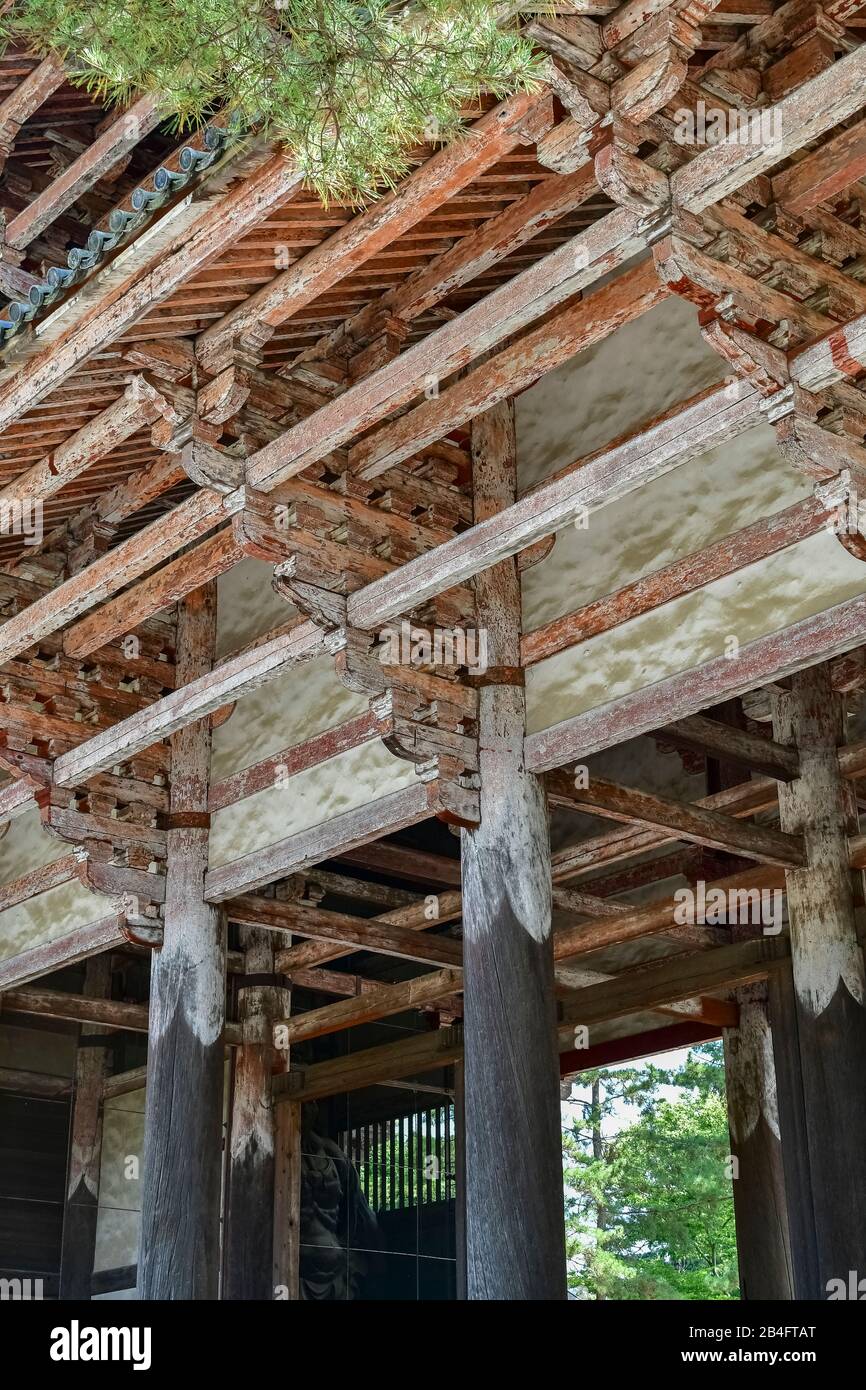 Nandaimon gate of todaiji hi-res stock photography and images - Alamy