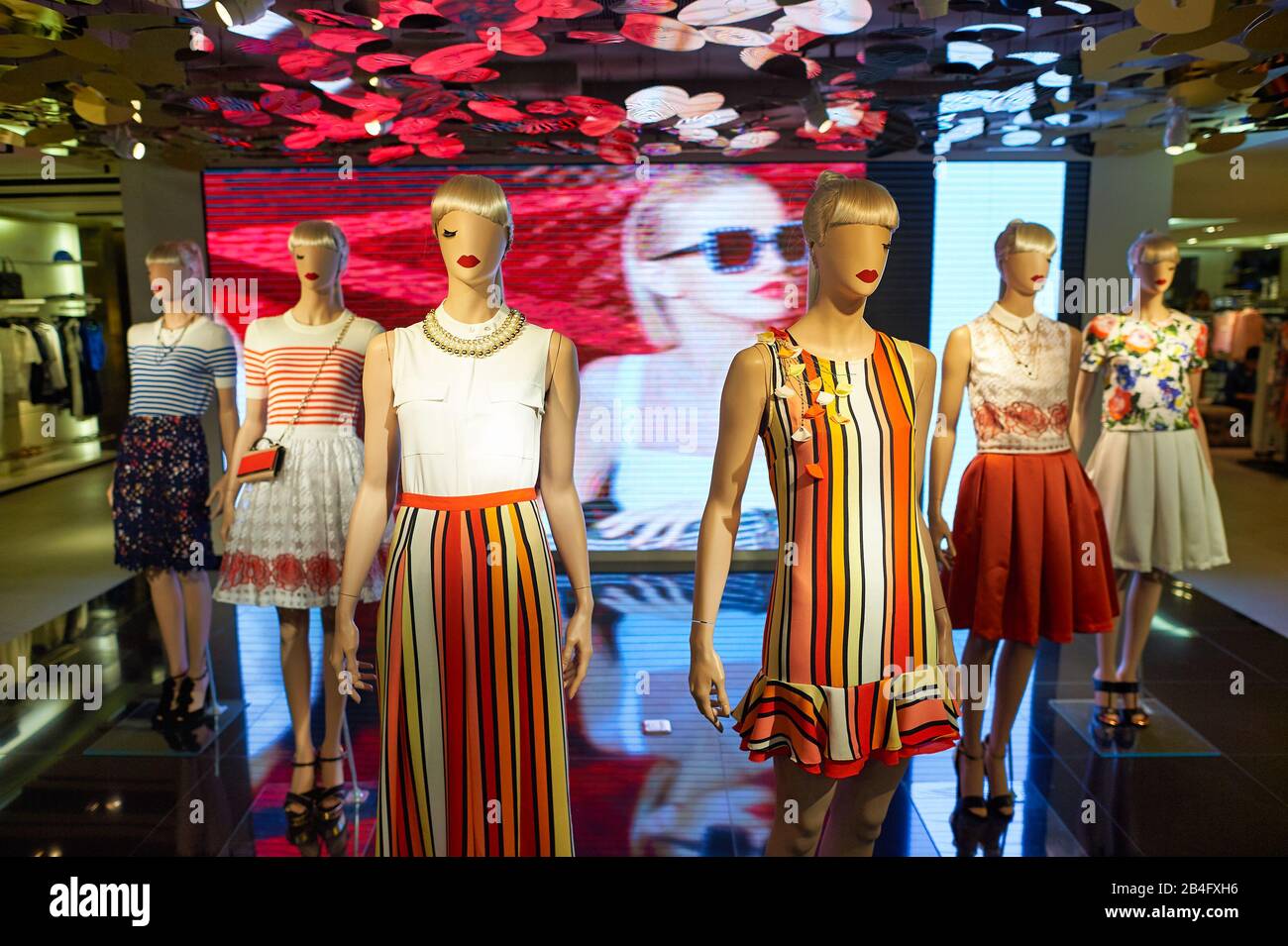 BANGKOK, THAILAND - JUNE 21, 2015: clothes on display at a store in ...