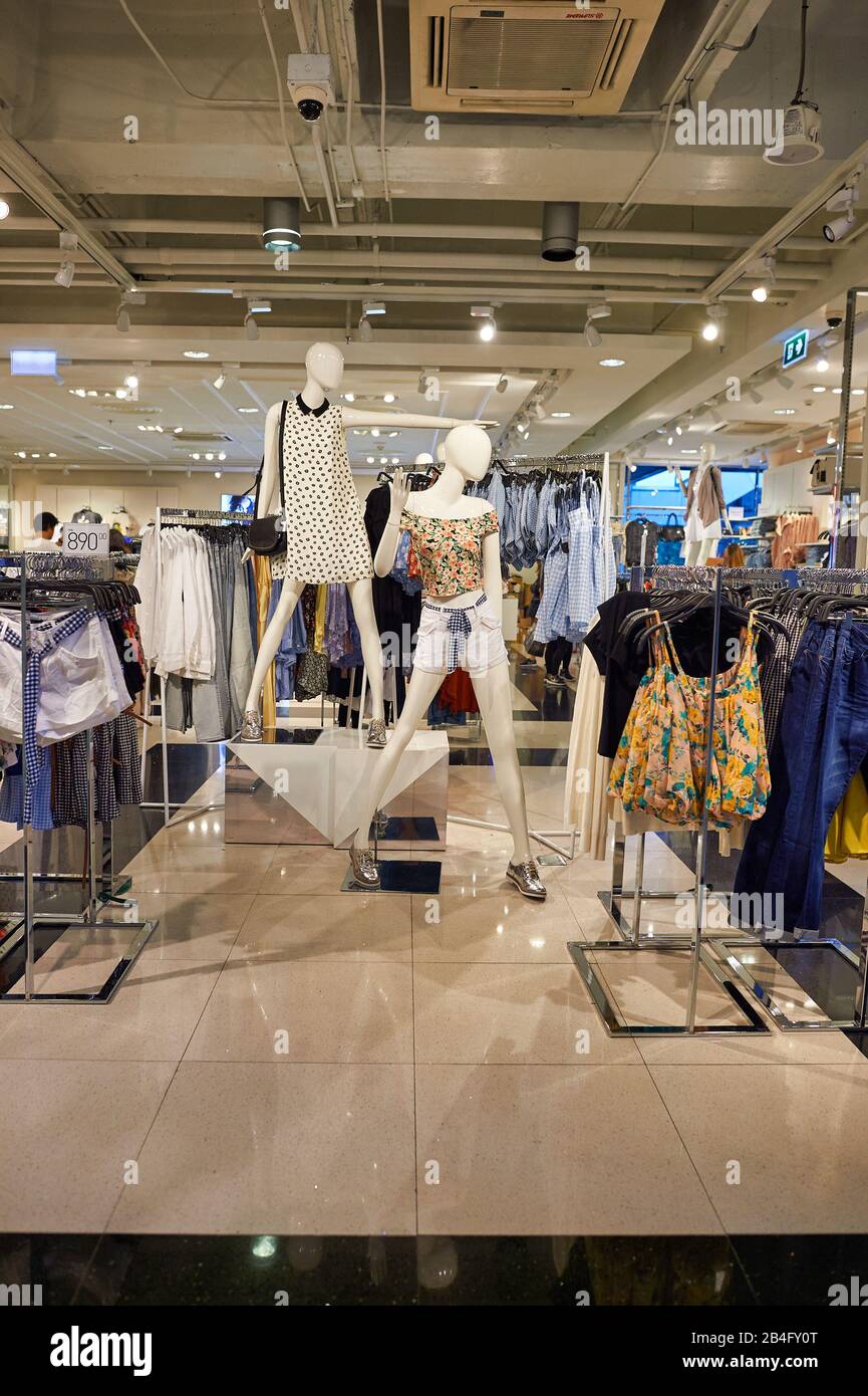 BANGKOK, THAILAND - JUNE 21, 2015: clothes on display at a store in ...