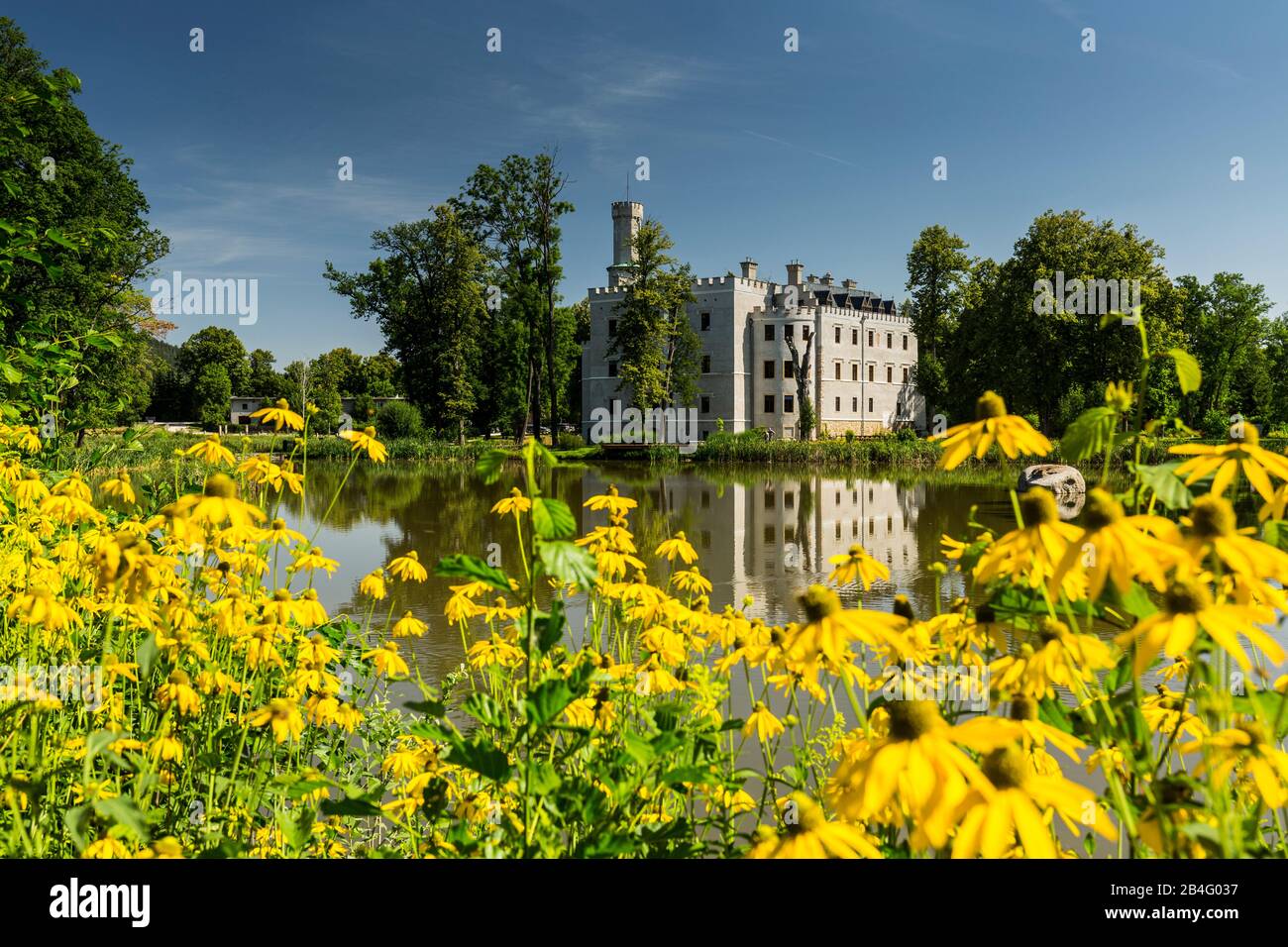 Europe, Poland, Lower Silesia, Karpniki Castle / Schloss Fischbach ...