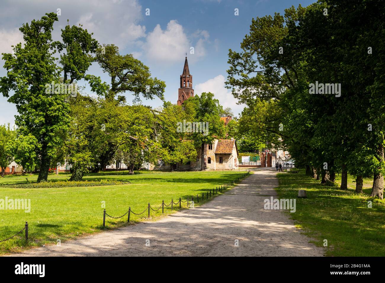 Palace miloslaw hi-res stock photography and images - Alamy