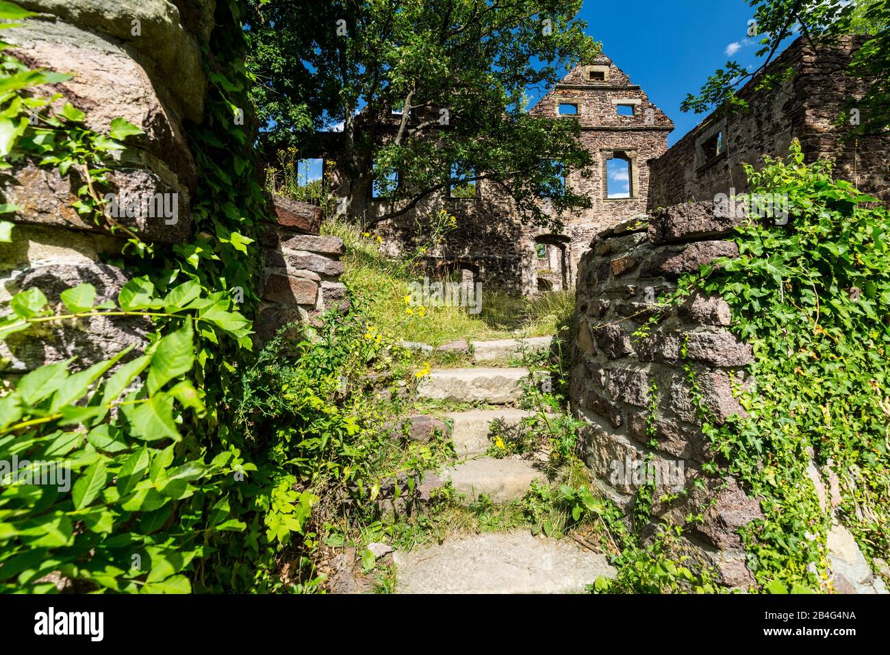 Swiny castle hi-res stock photography and images - Alamy