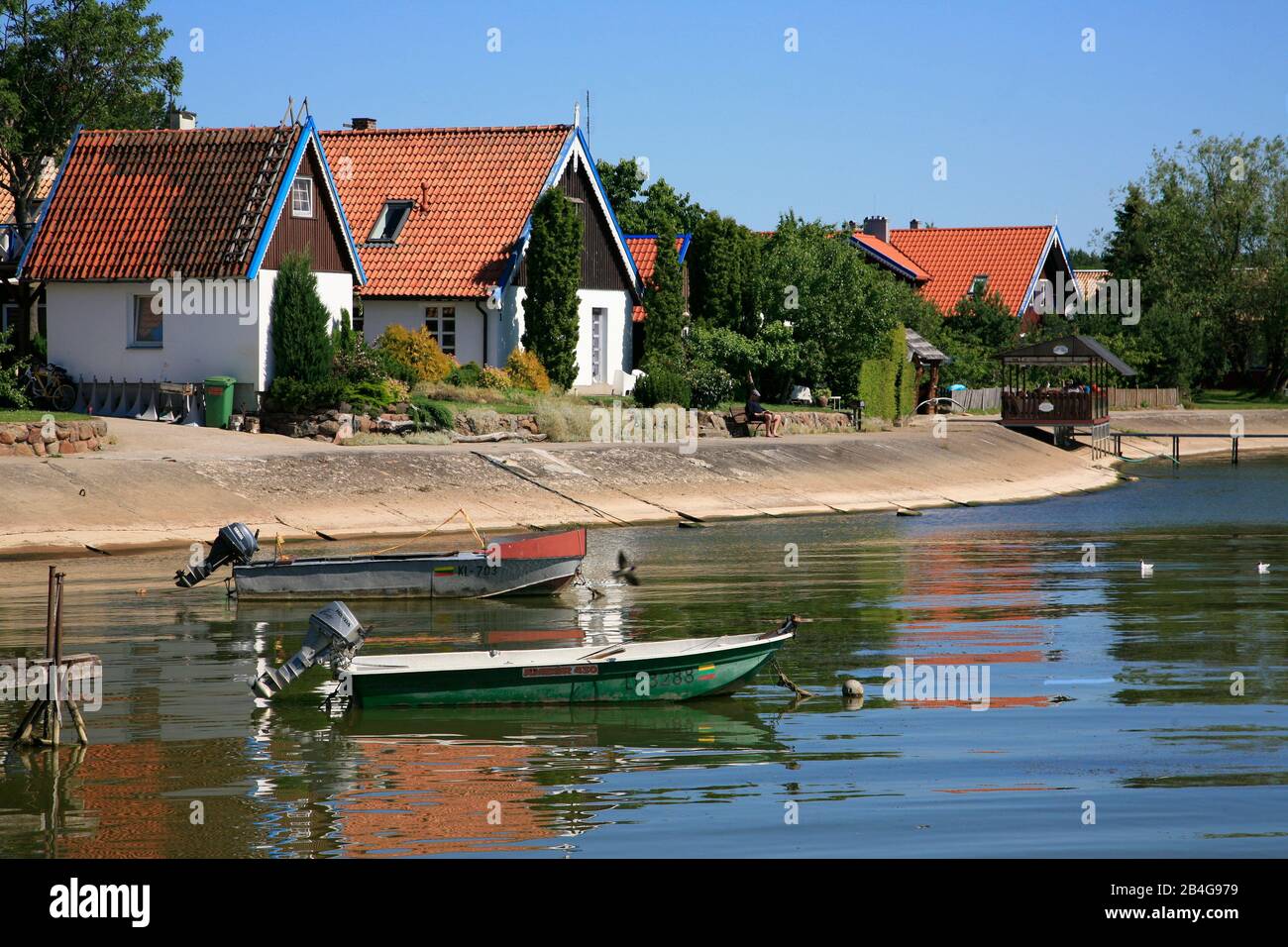 Cottage on the lagoon, Preila, Curonian Spit, Lithuania Stock Photo - Alamy
