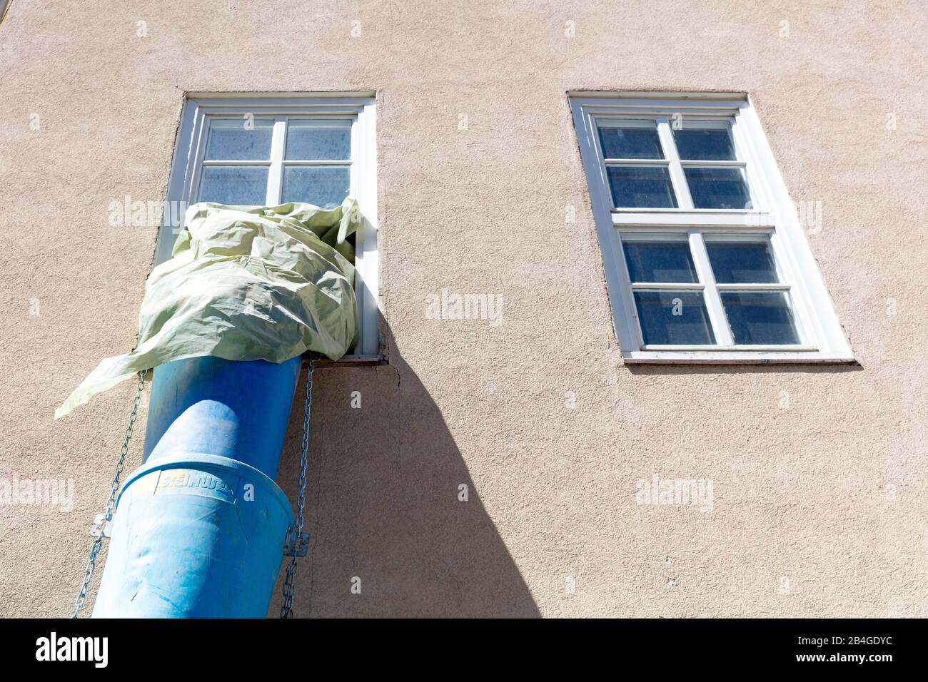 Construction Chute Building Chute High Resolution Stock Photography and ...